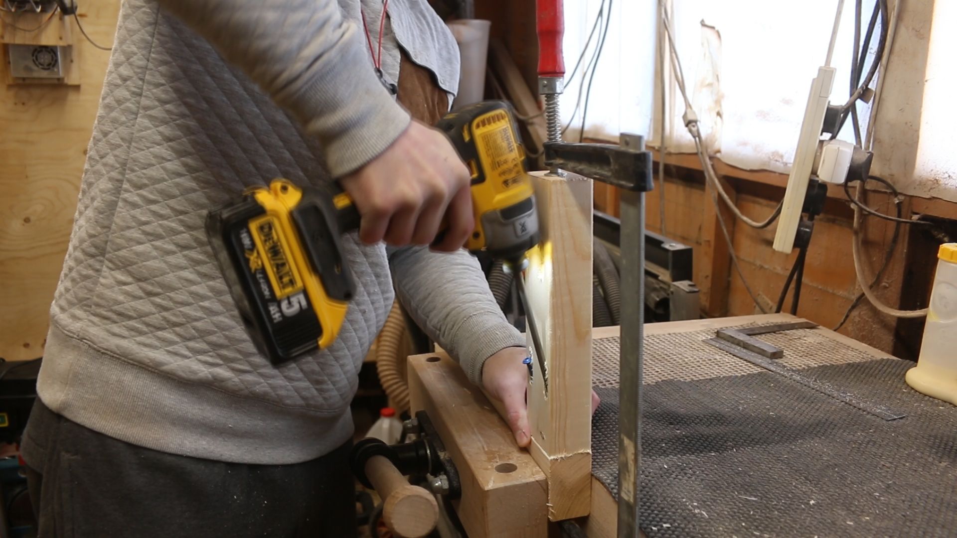 Simple DIY Mobile Tool Base : 3 Steps (with Pictures) - Instructables