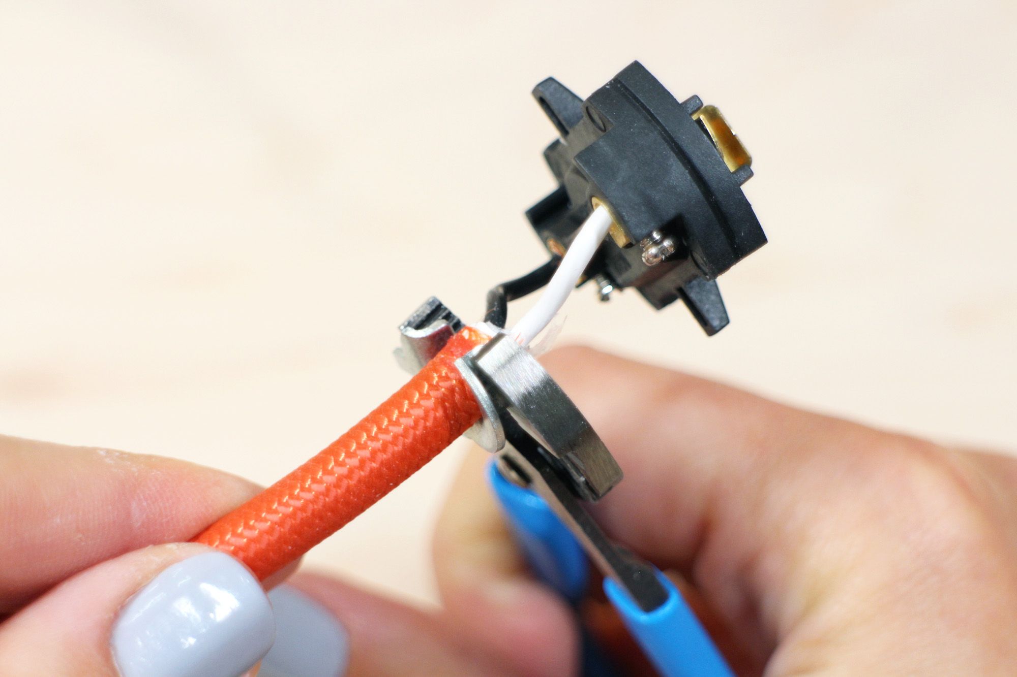 Wiring Sockets : 8 Steps - Instructables