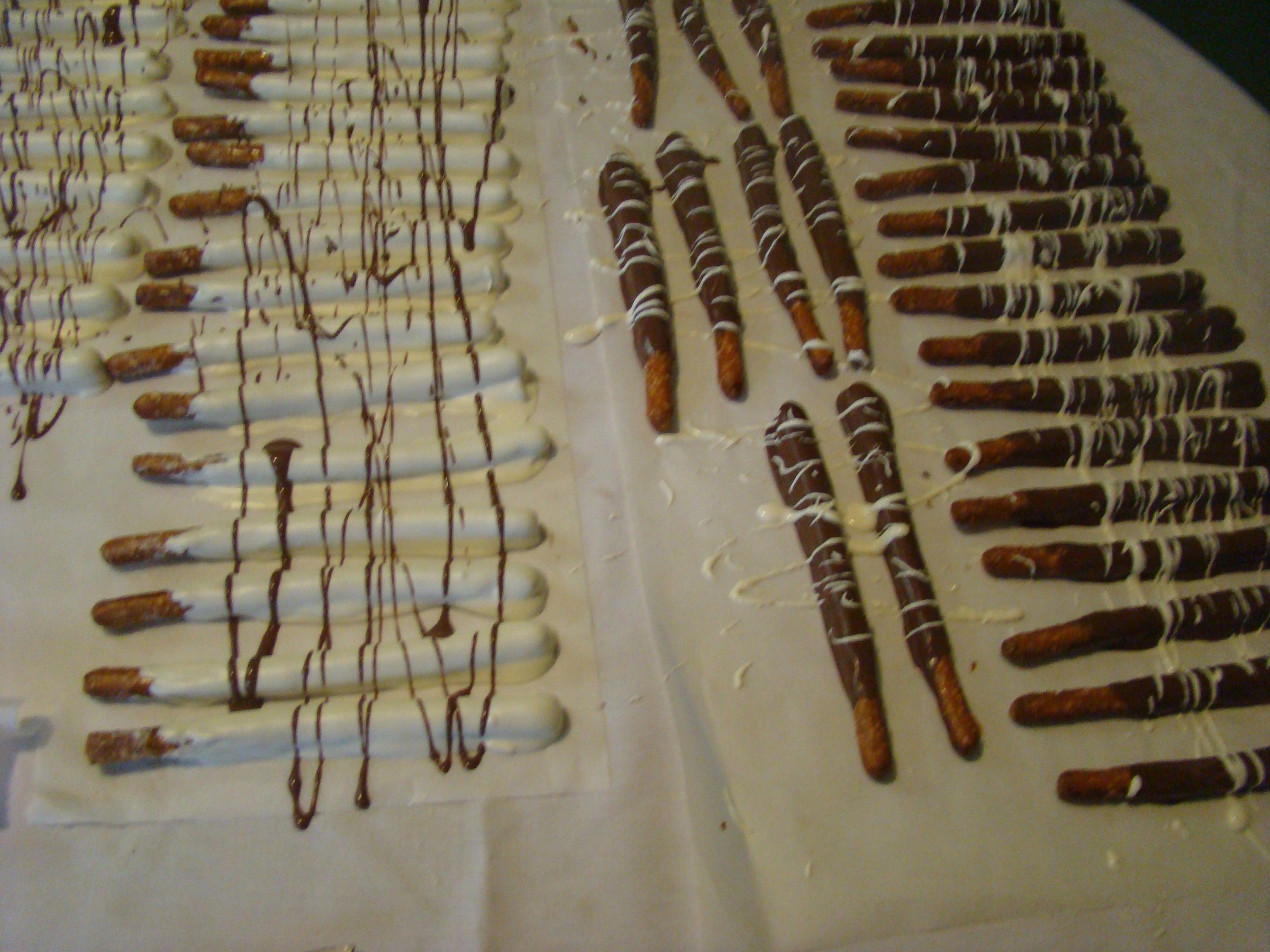 Chocolate Covered Pretzel Rods : 16 Steps (with Pictures) - Instructables