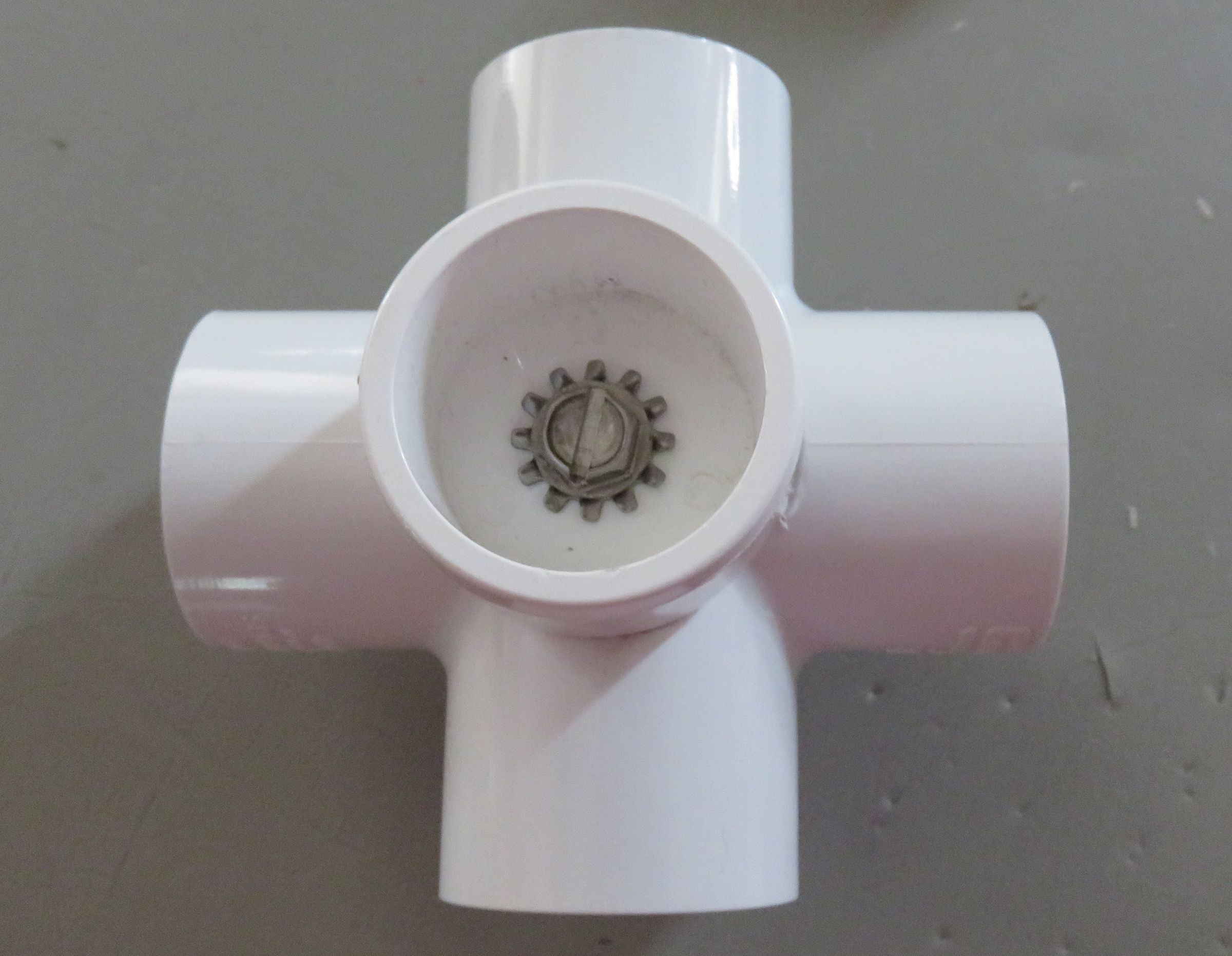 Cat Tower With 6 Foot Scratching Pole : 26 Steps (with Pictures ...