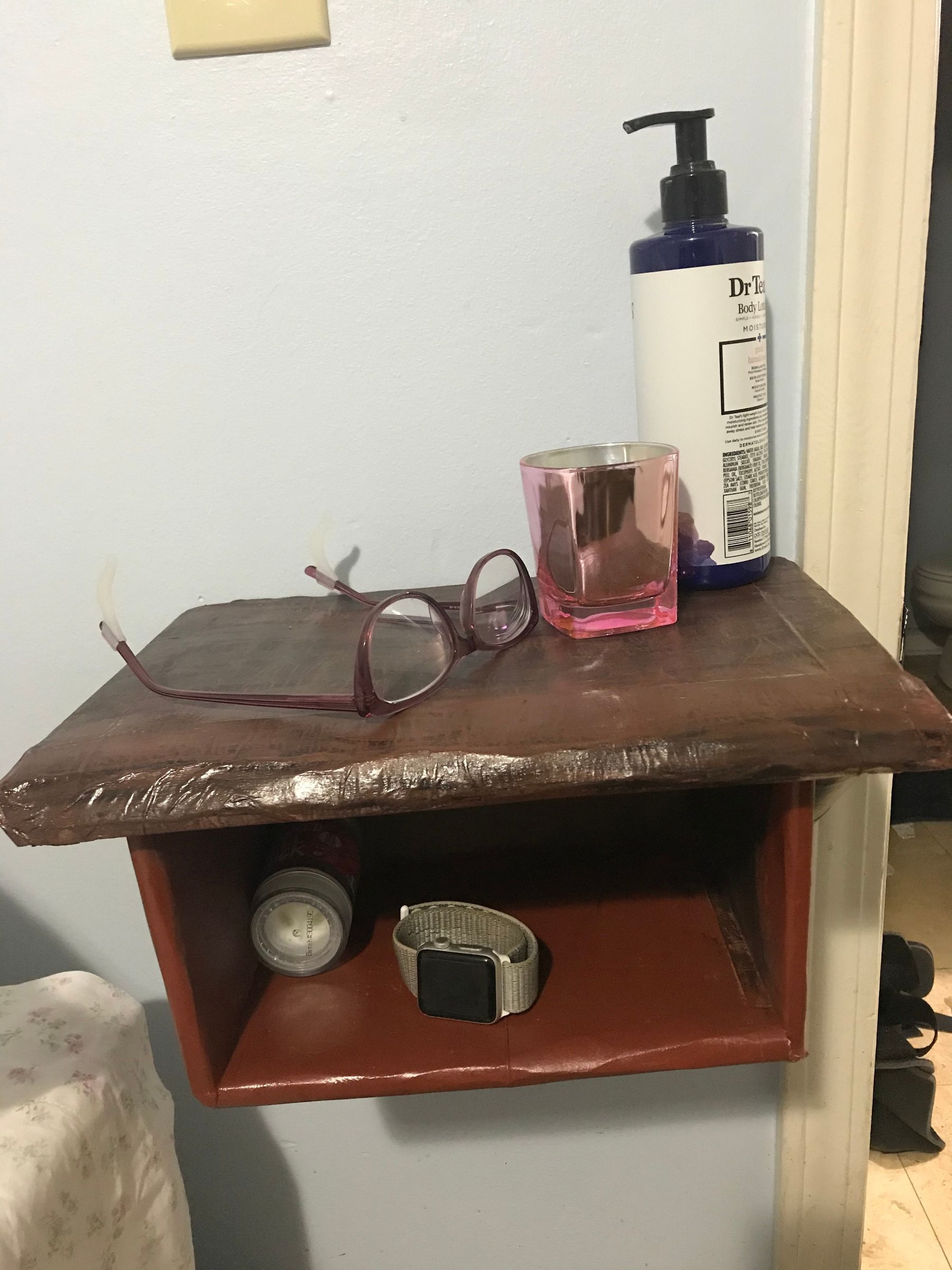 Live Edge Cardboard Night Table : 9 Steps - Instructables