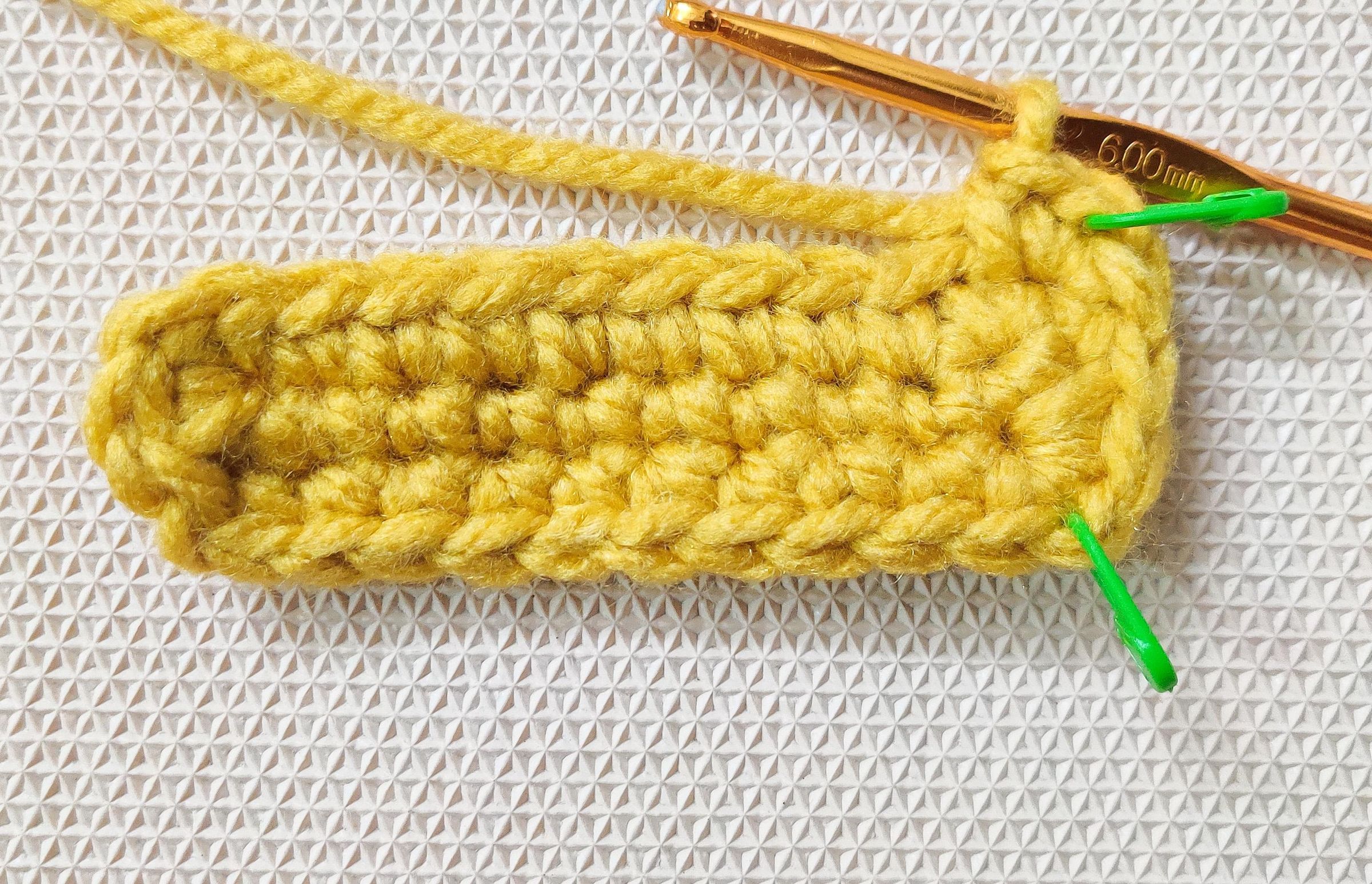 Crochet Rectangle Basket With Dividers Made in Rounds : 8 Steps (with ...