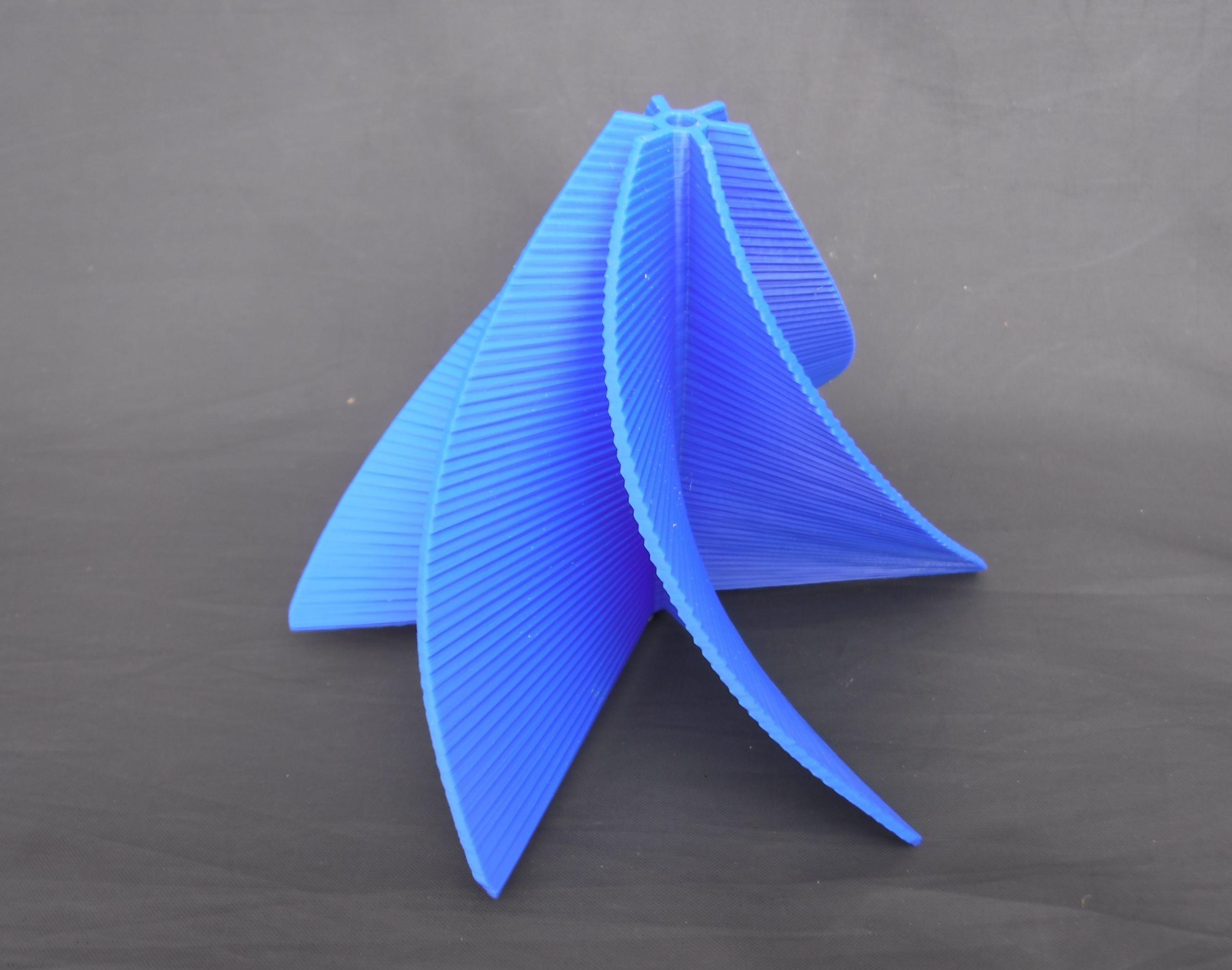 Vertical Wind Spinner : 8 Steps (with Pictures) - Instructables