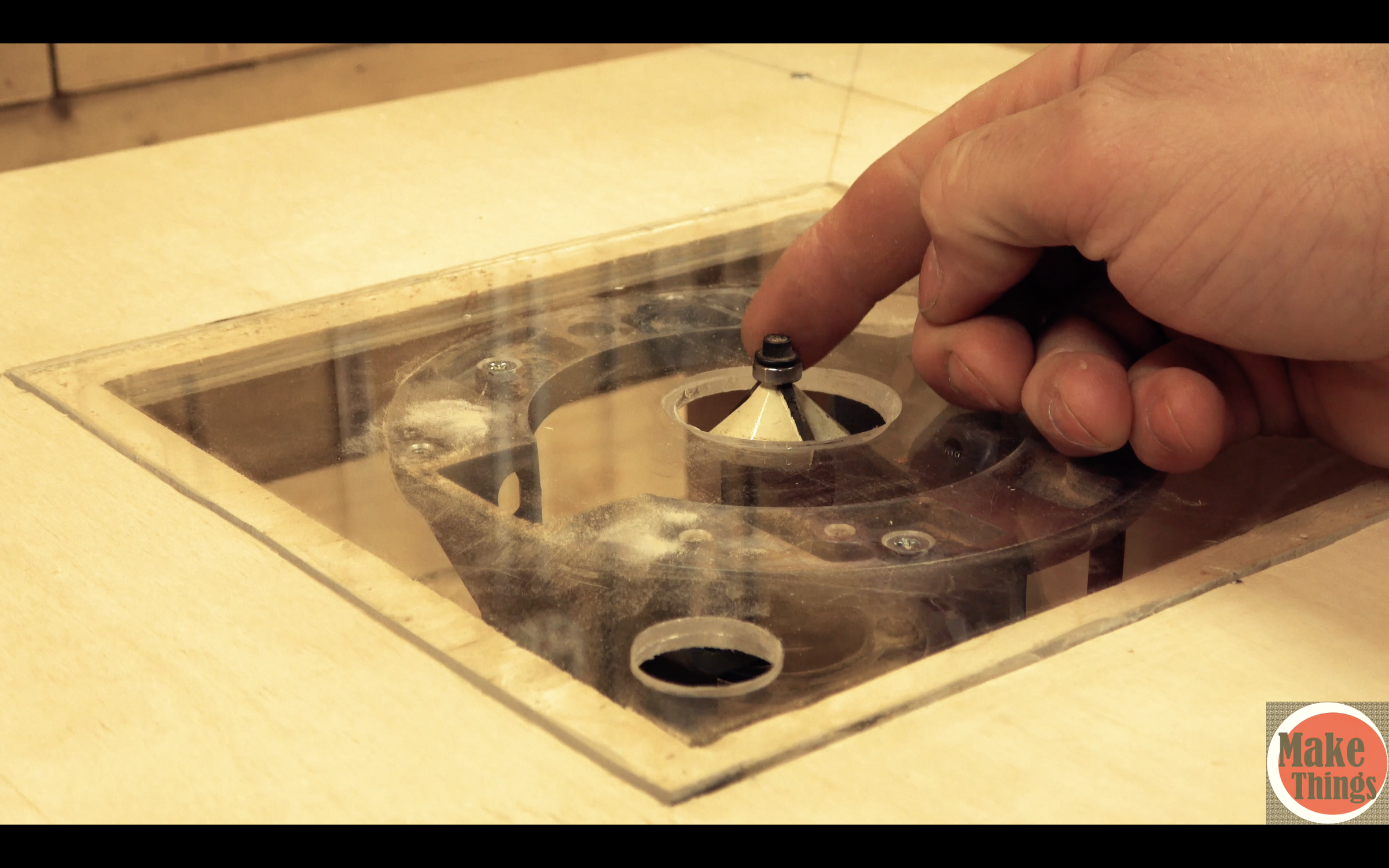 Desktop Router Table Using Only 3 HAND Power Tools : 12 Steps (with ...