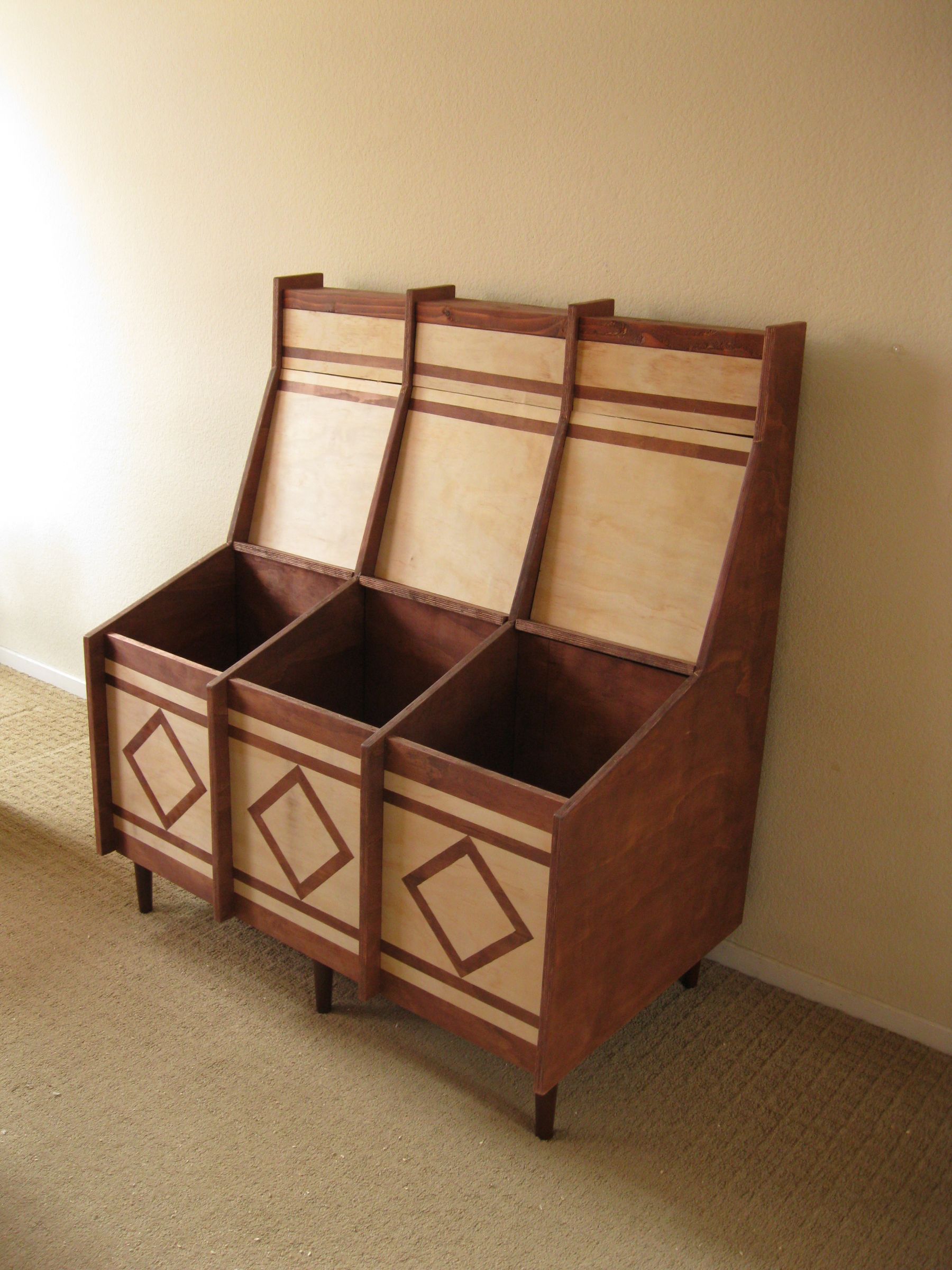 Bioshock's Rapture Records Bin : 8 Steps (with Pictures) - Instructables