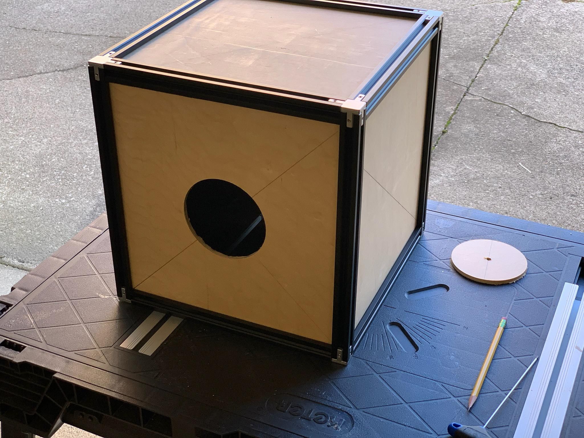 Lets Make a Simple Extruded Aluminum Display Cube. : 13 Steps (with ...