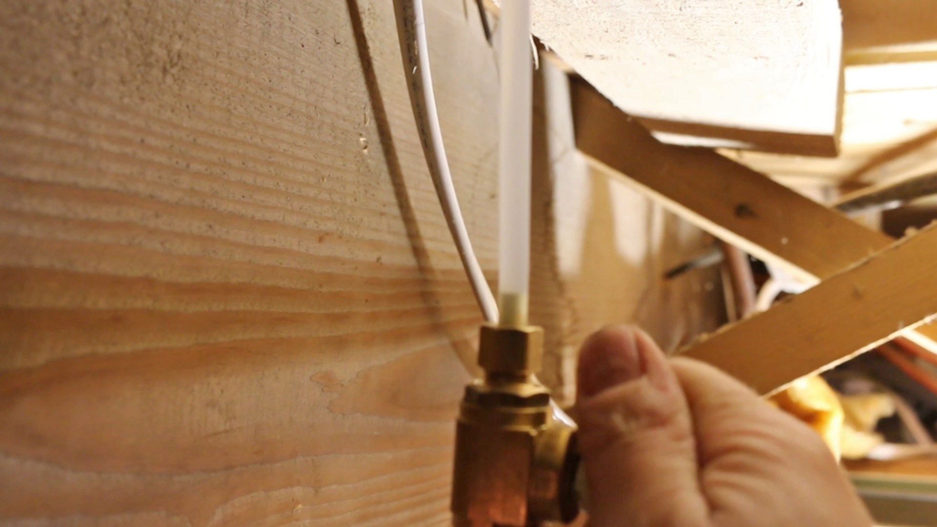 How to Connect a Water Line to Your Refrigerator : 7 Steps (with ...