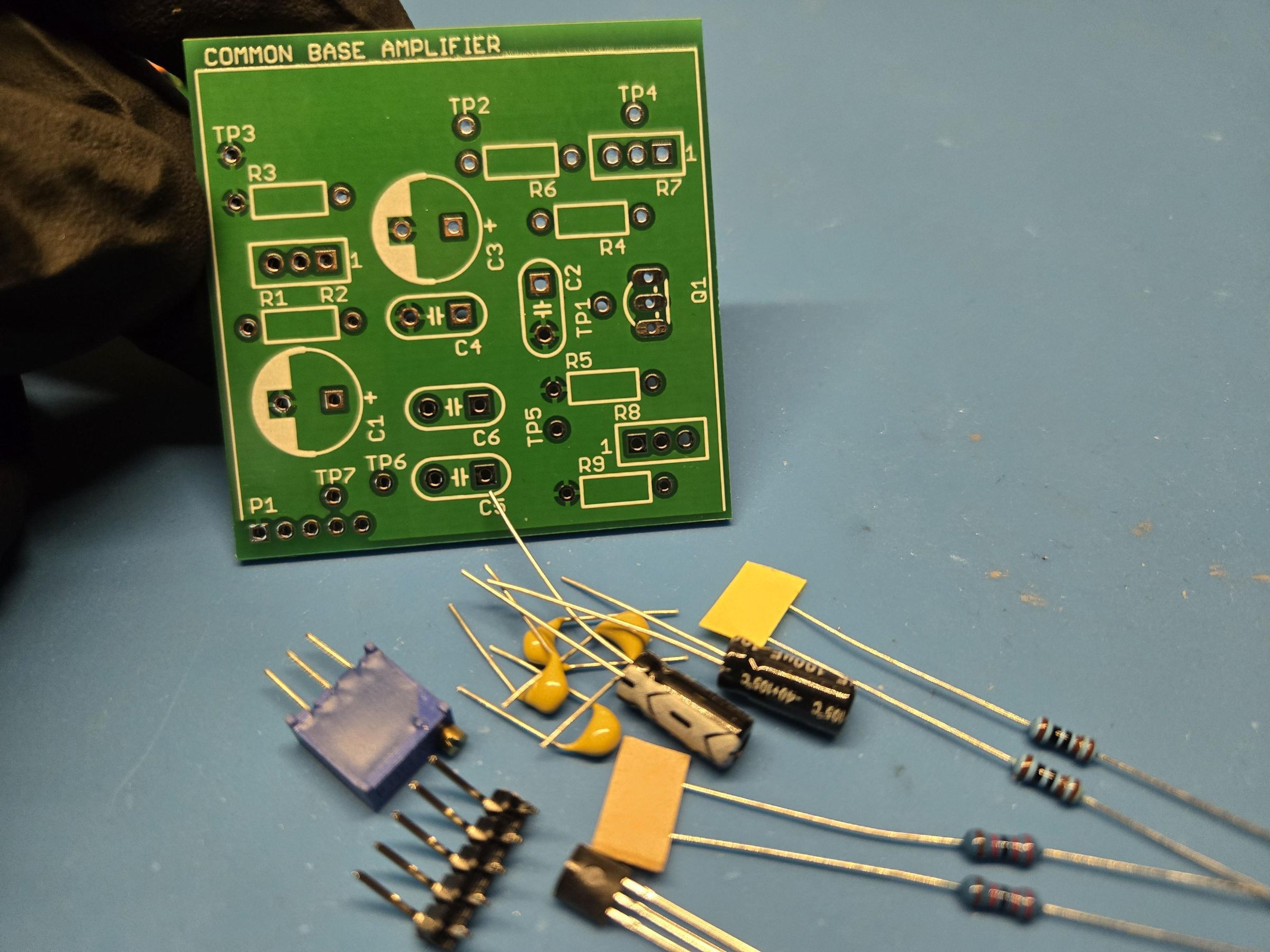 Common Base Amplifier, MiniPCB, 04B-060, Rev A1-03 : 3 Steps ...