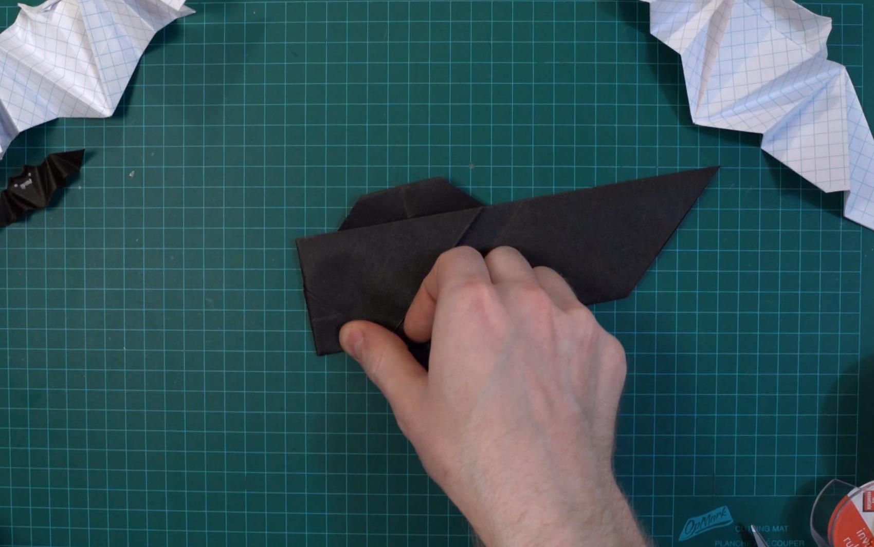 How to Make a Origami Bats : 7 Steps (with Pictures) - Instructables