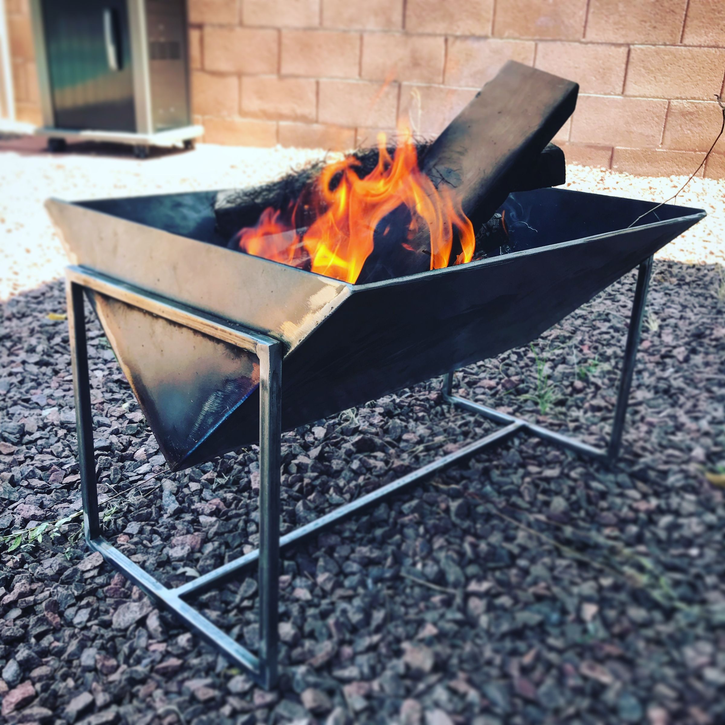 DIY Steel Fire Pit : 23 Steps (with Pictures) - Instructables