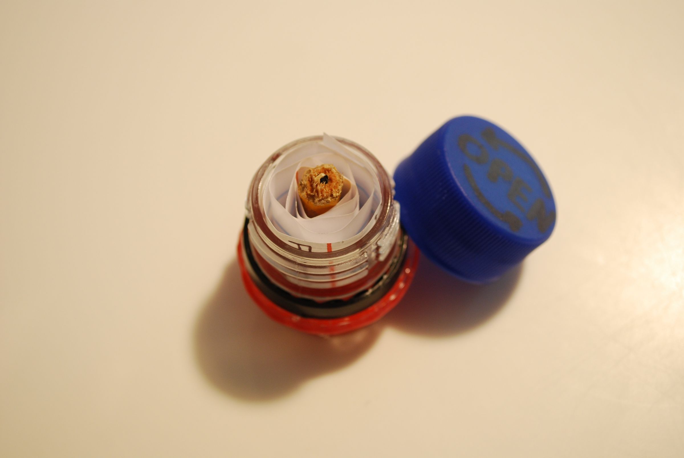 Micro (Geocache) Container : 10 Steps - Instructables