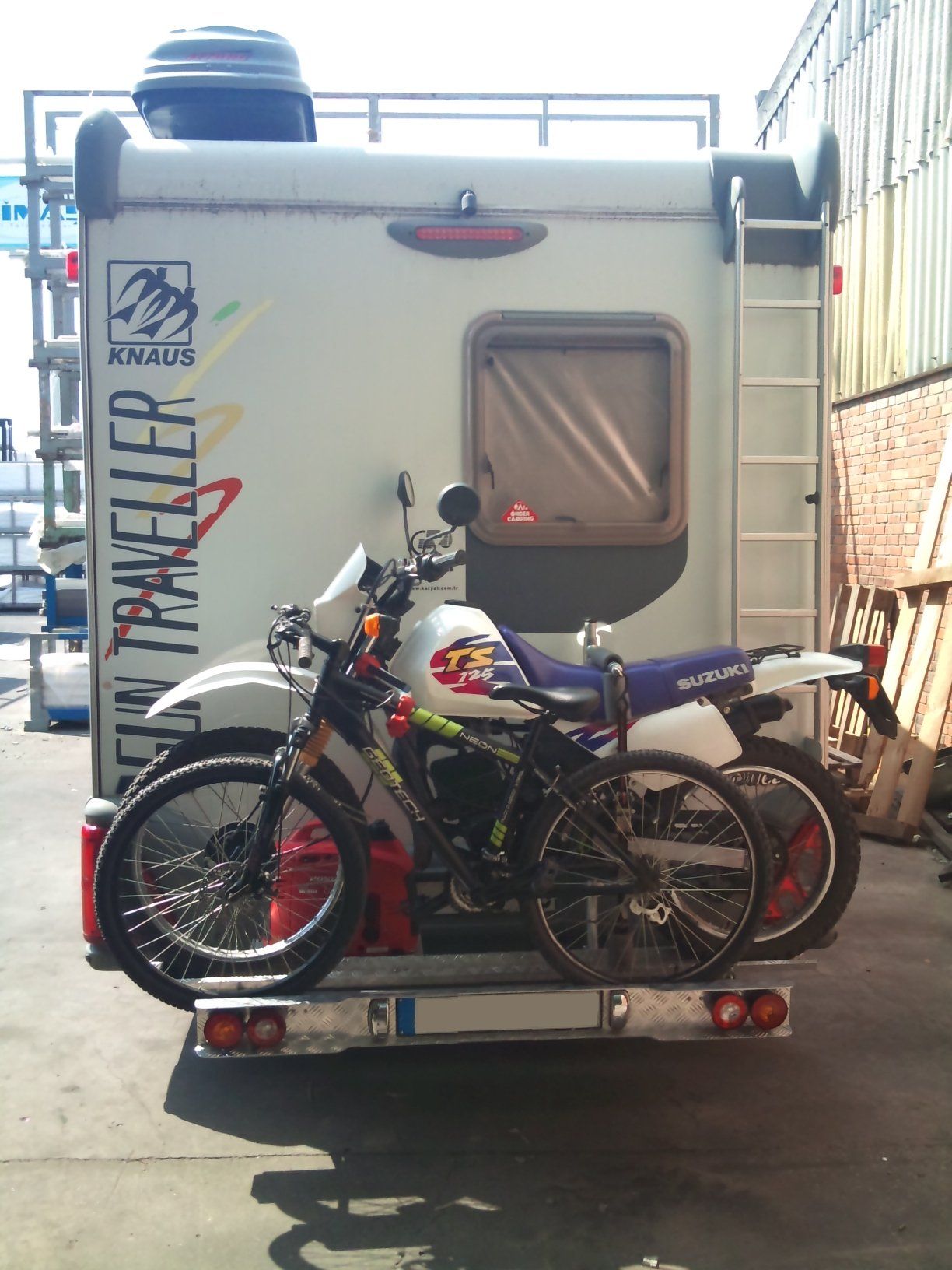 Motorbike + Bicycle + Generator Carrier, Retractable! : 6 Steps (with ...