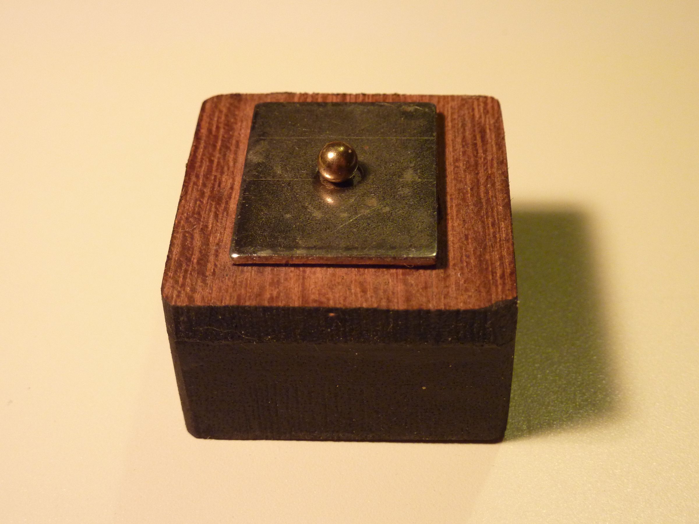 Protect Your Records by Shock Proofing Your Turntable : 4 Steps ...