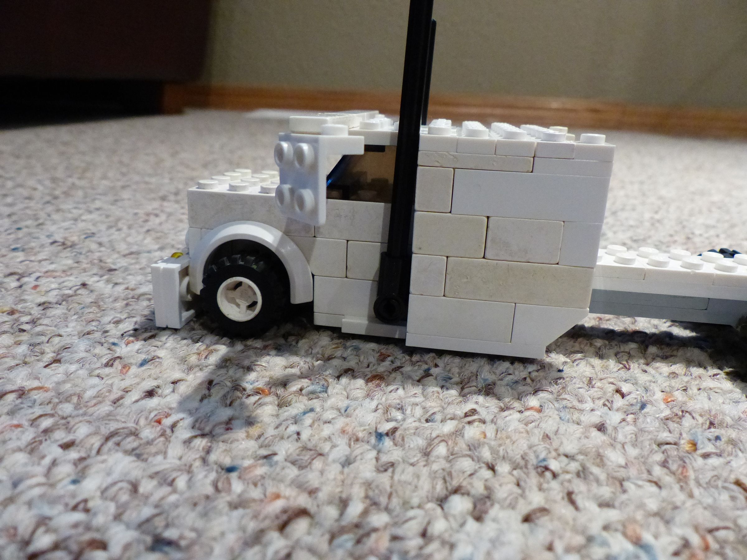 Lego Semi, Trailer, Forklift, and Crates : 4 Steps - Instructables