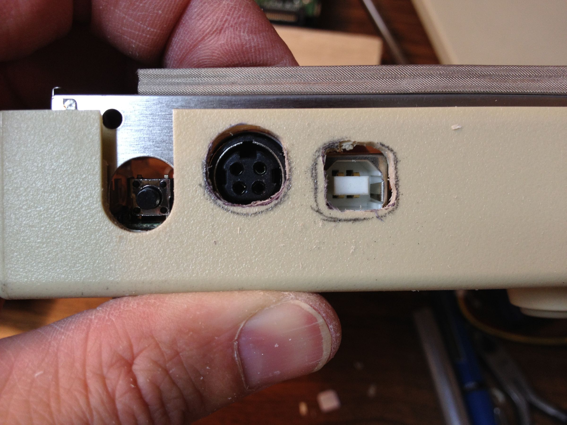 Retro Apple Disk Drive As HDD Enclosure : 18 Steps (with Pictures ...