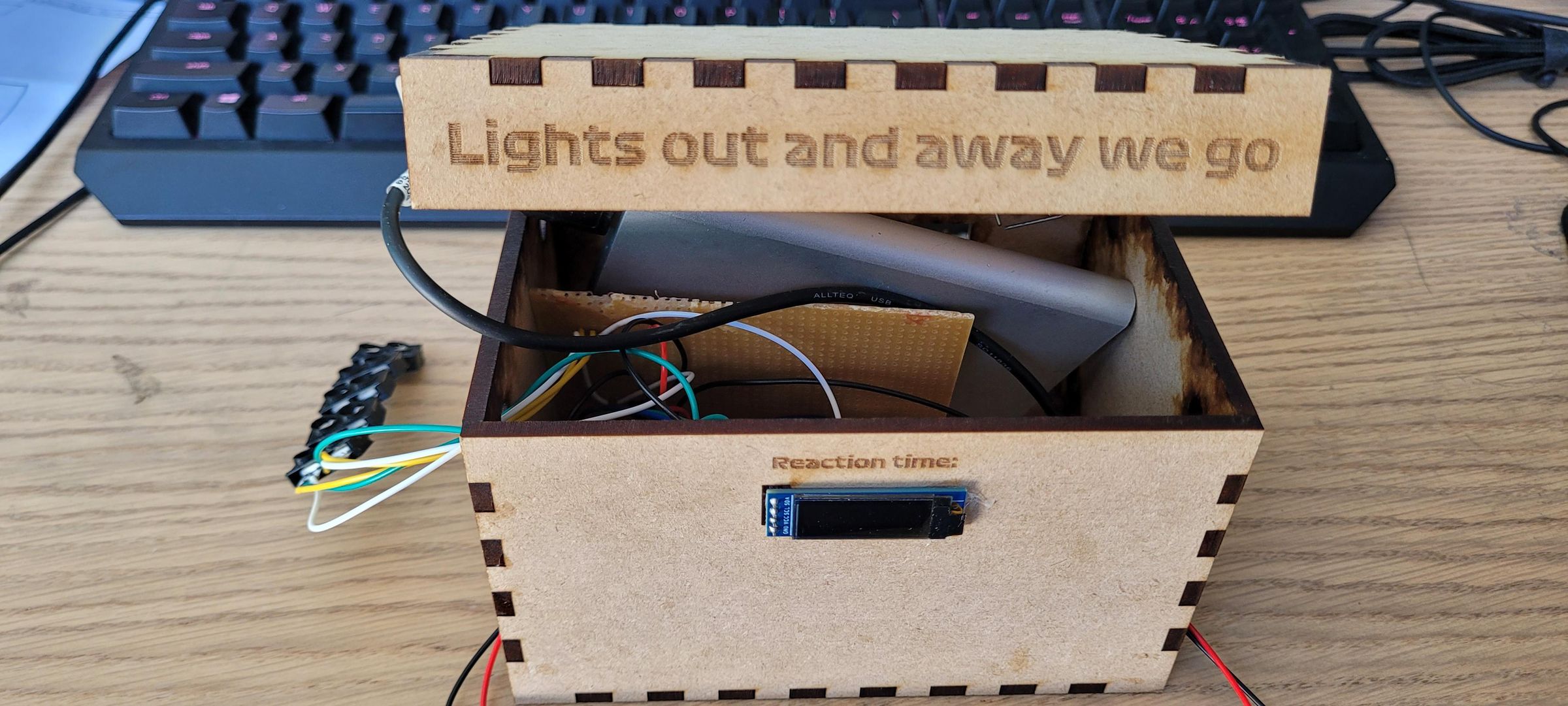 Race Lights Reaction Timer : 6 Steps (with Pictures) - Instructables