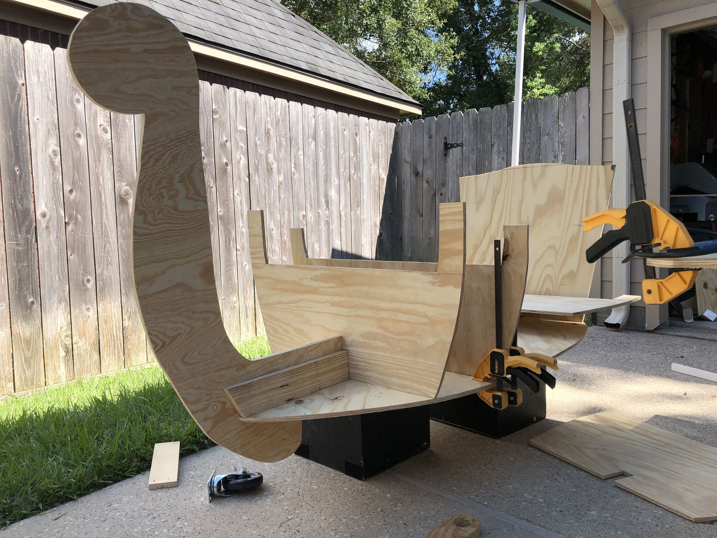 Row Boat Stage Prop : 6 Steps - Instructables