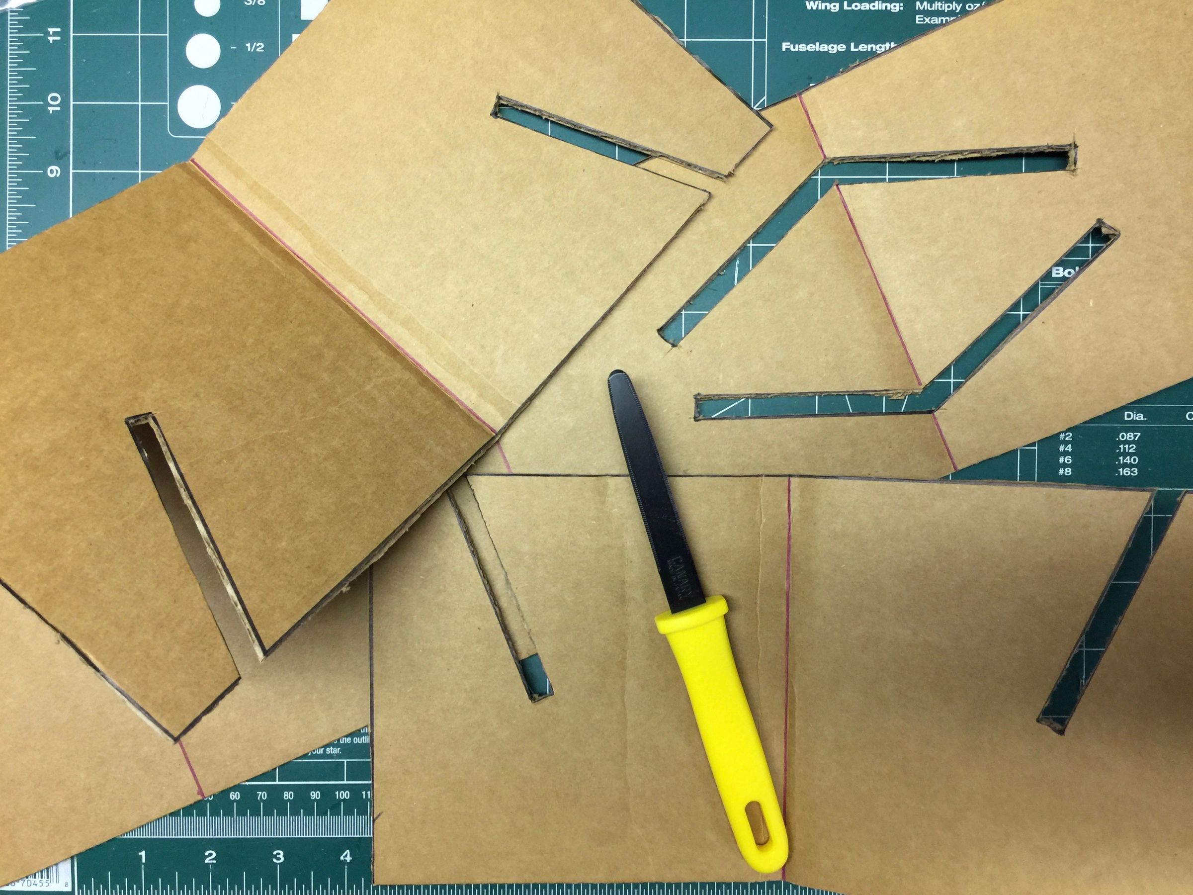 Cardboard Creations From Projected Designs : 4 Steps (with Pictures ...
