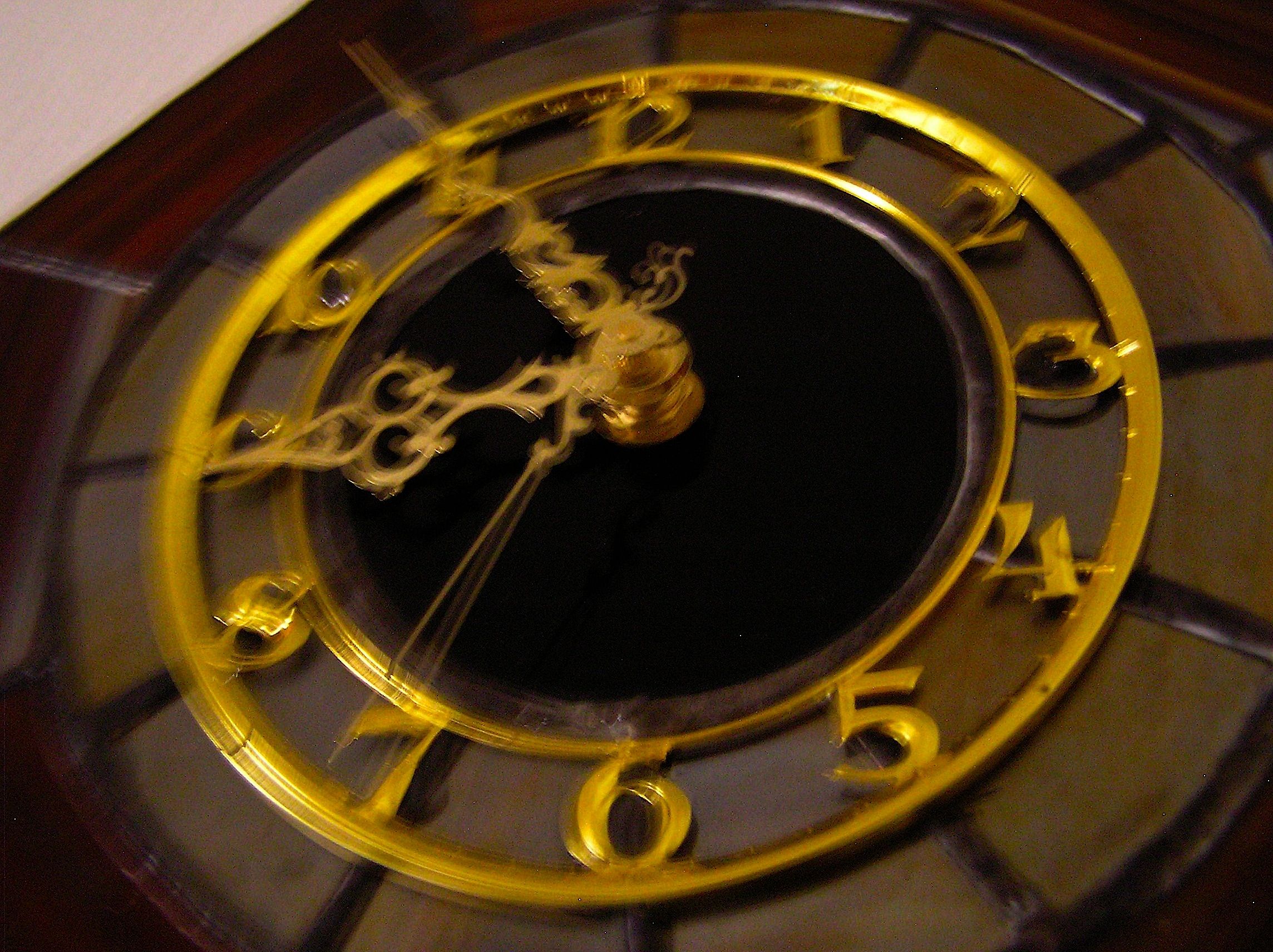 Unique and Interesting Clocks - Instructables