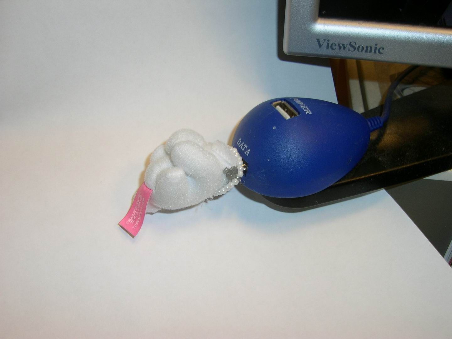 Make Your Own USB Flash Drive : 6 Steps - Instructables