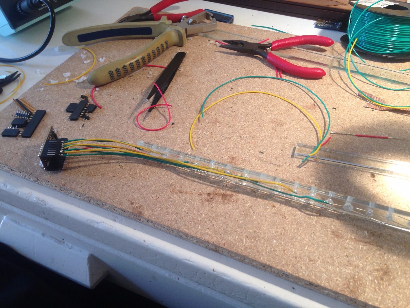 Touch Screen Coffee Table DIY With 32" TV and Low Cost CCD Sensor : 18 ...