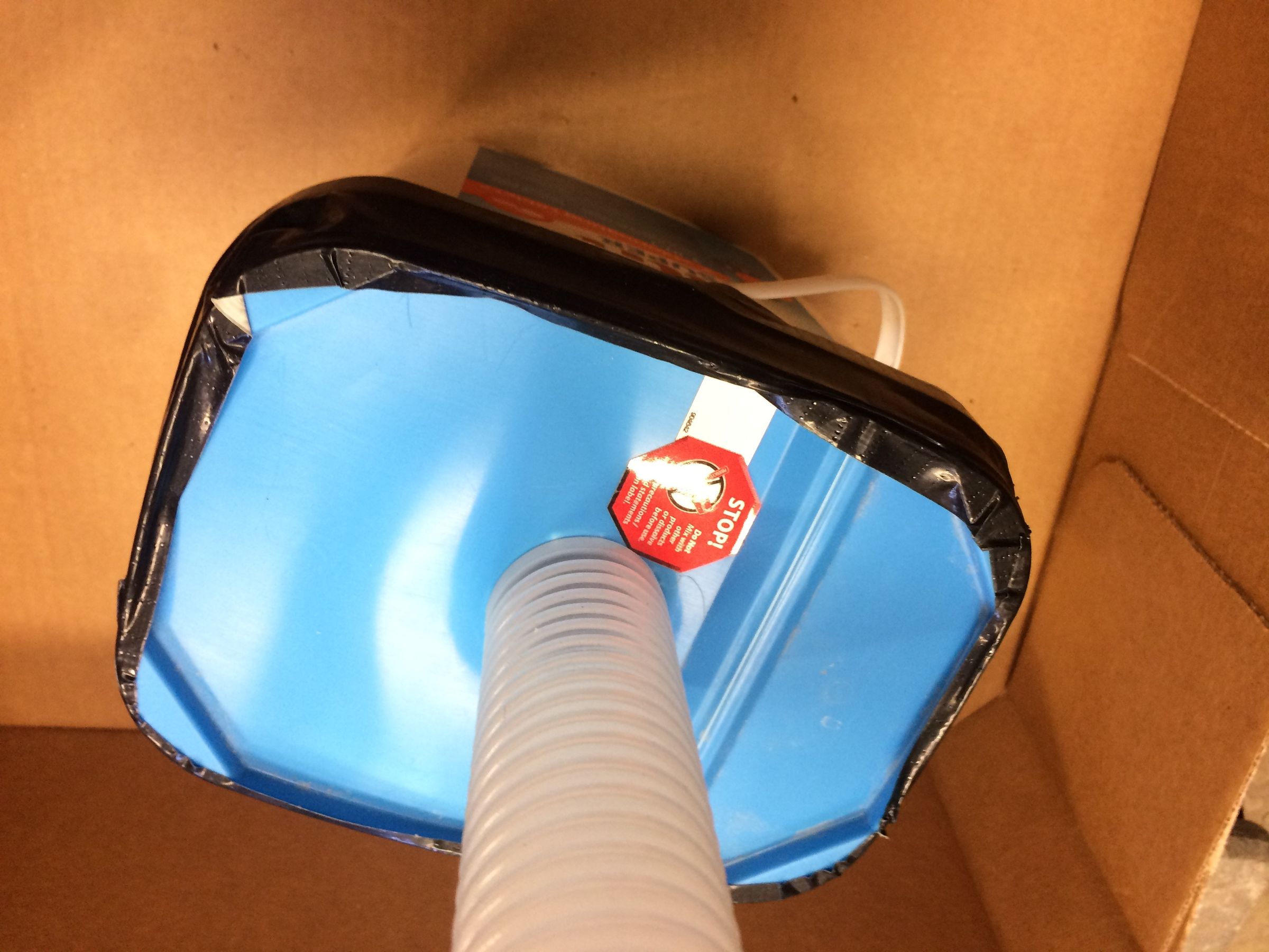 Pool Vacuum From a Basic Water Pump : 5 Steps - Instructables