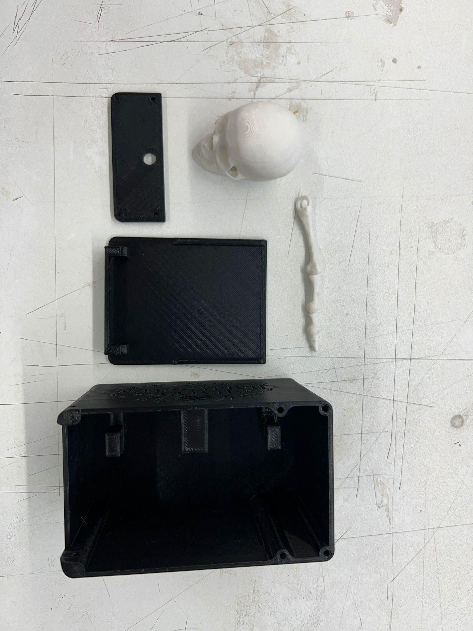 Scary Useless Box : 3 Steps (with Pictures) - Instructables