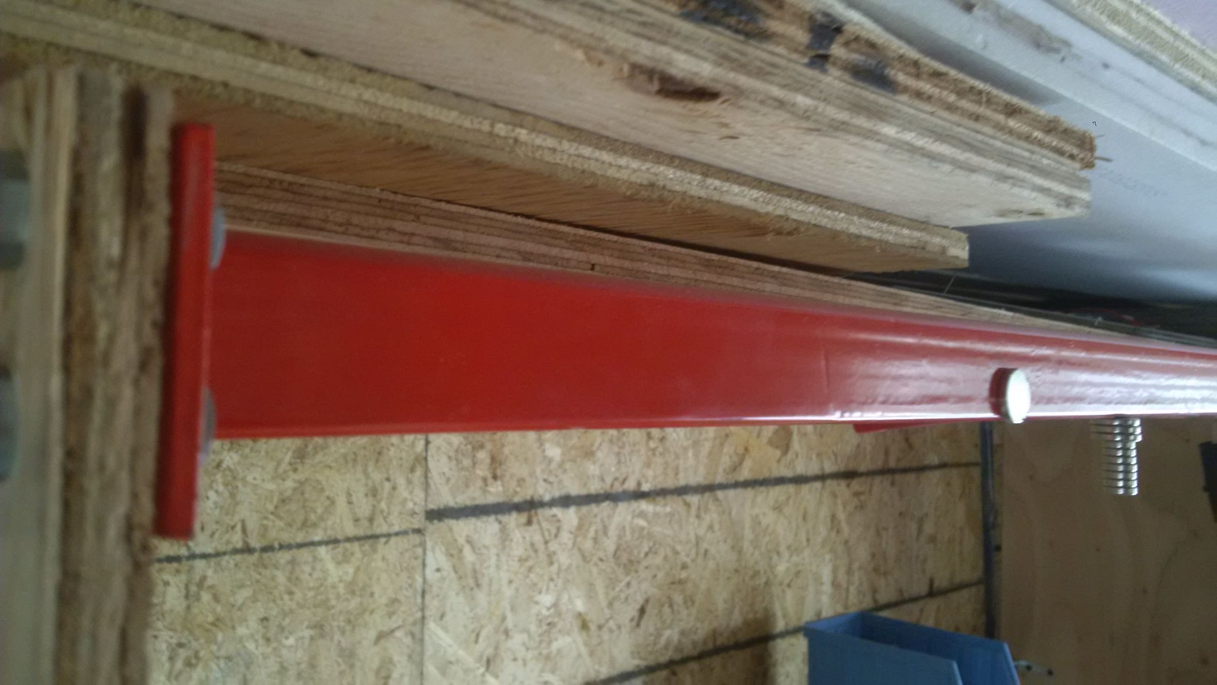 Useful Overhead Workbench Rail : 4 Steps - Instructables