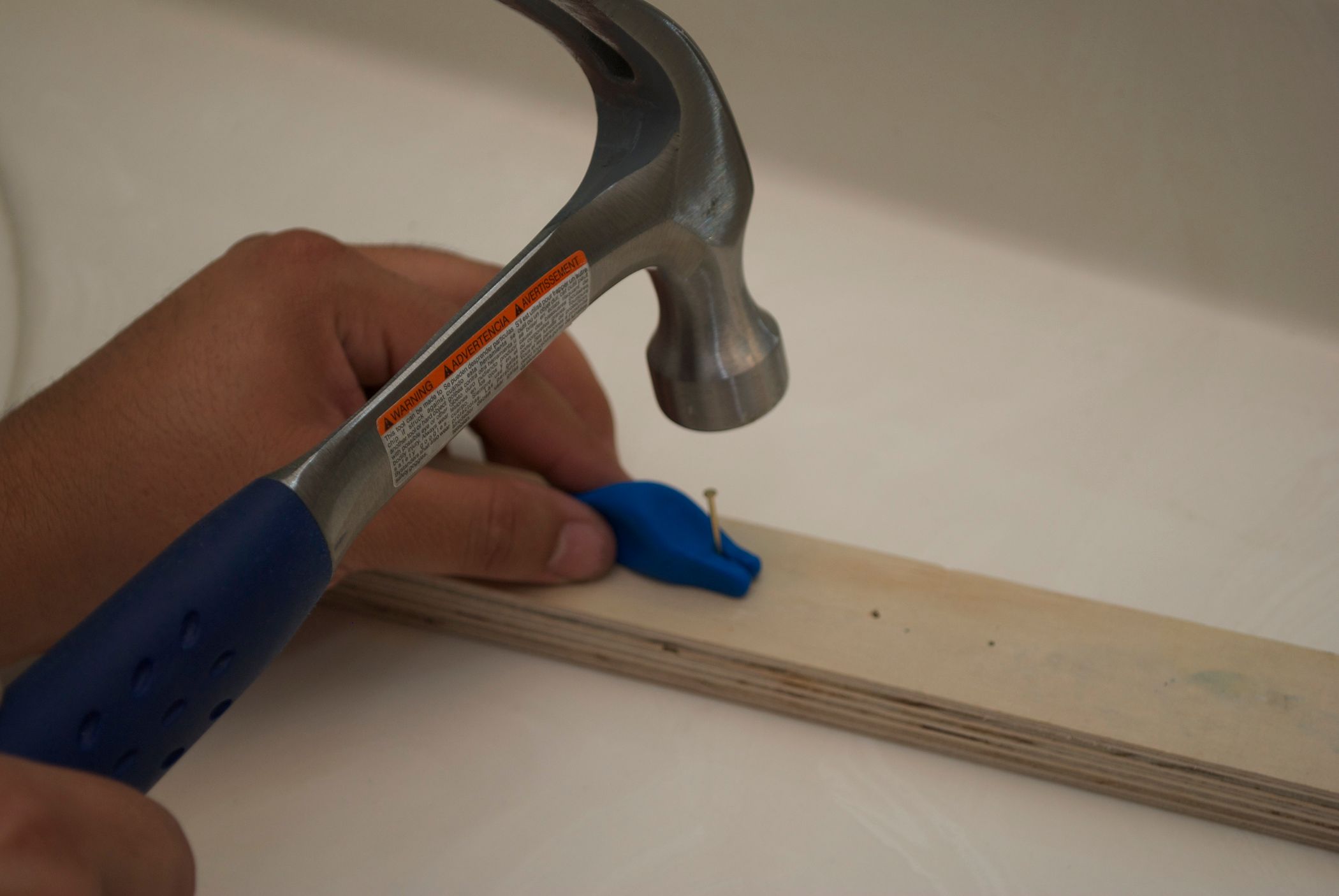 Sugru Hammer Helper - Instructables