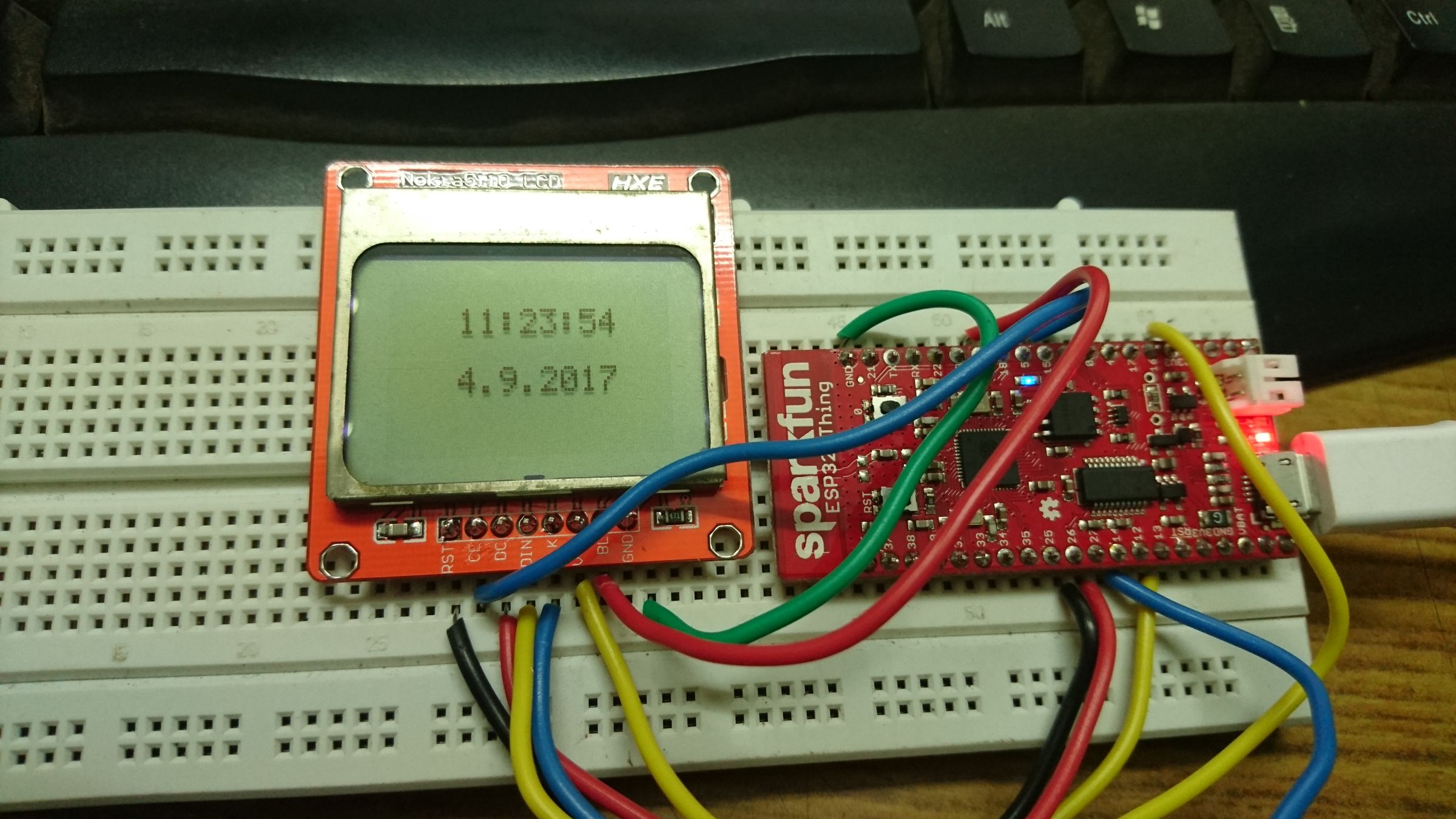 Esp32 5110 LCD Interfacing and Digital Clock : 4 Steps (with Pictures ...