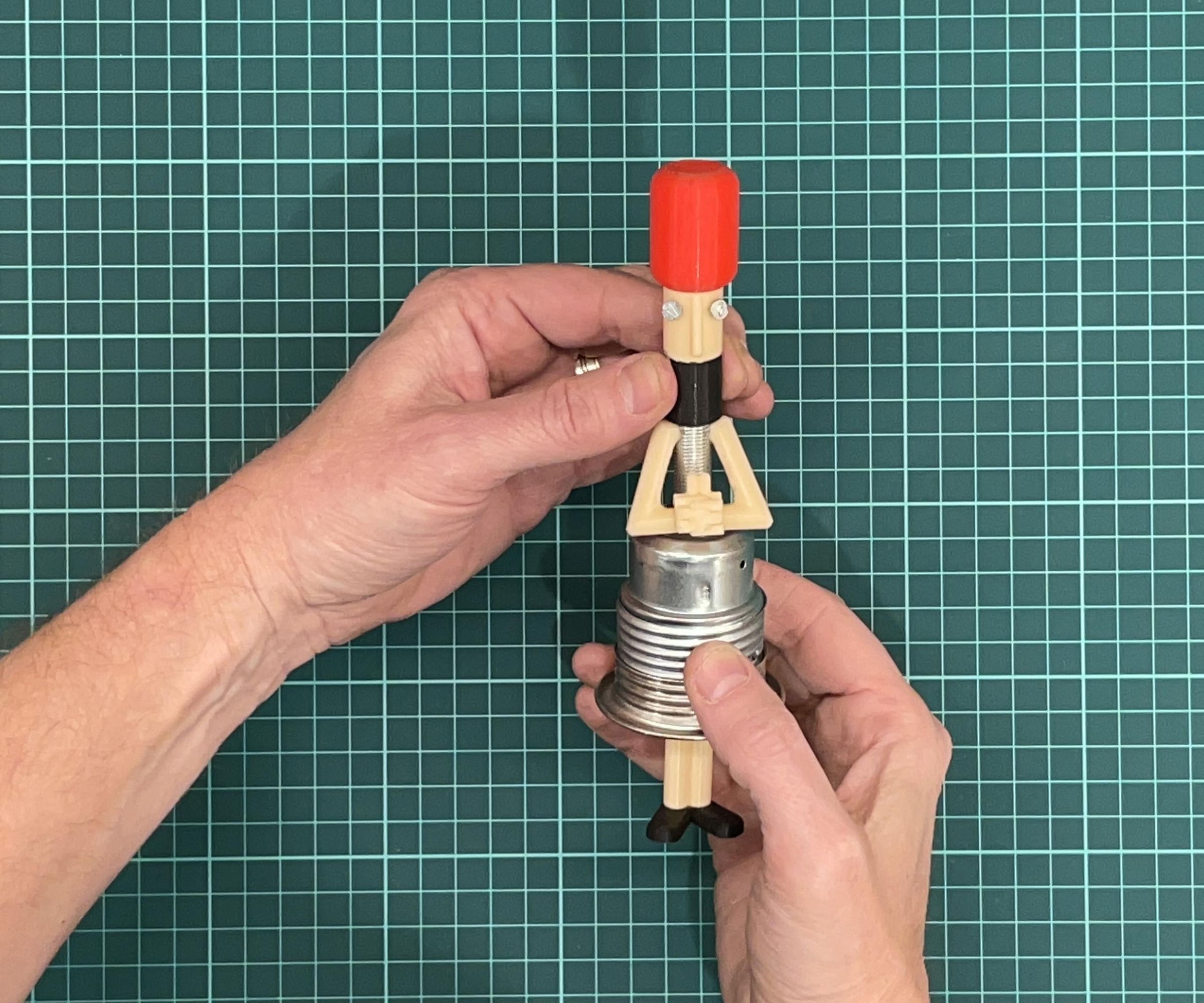 Art From Everyday Objects : 7 Steps (with Pictures) - Instructables