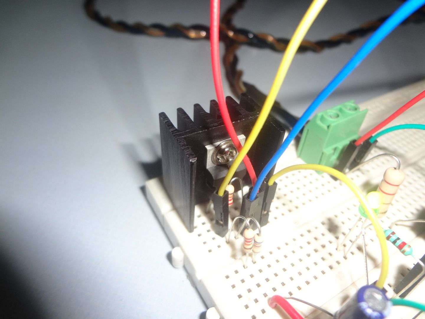 Audio Amplifier Using TDA2050 32 Watt : 8 Steps - Instructables