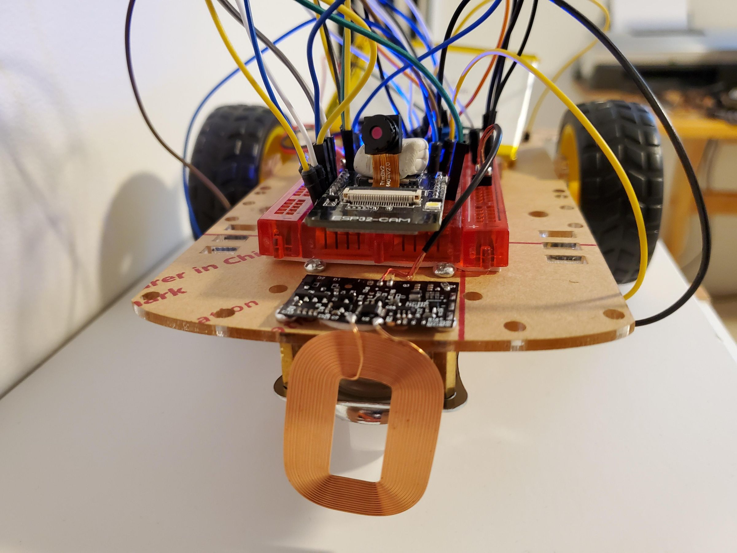 ESP32 Remote Surveillance Robot : 7 Steps - Instructables