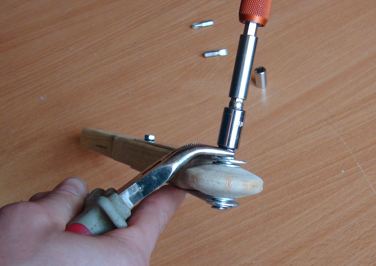 Cardboard Bender : 22 Steps (with Pictures) - Instructables