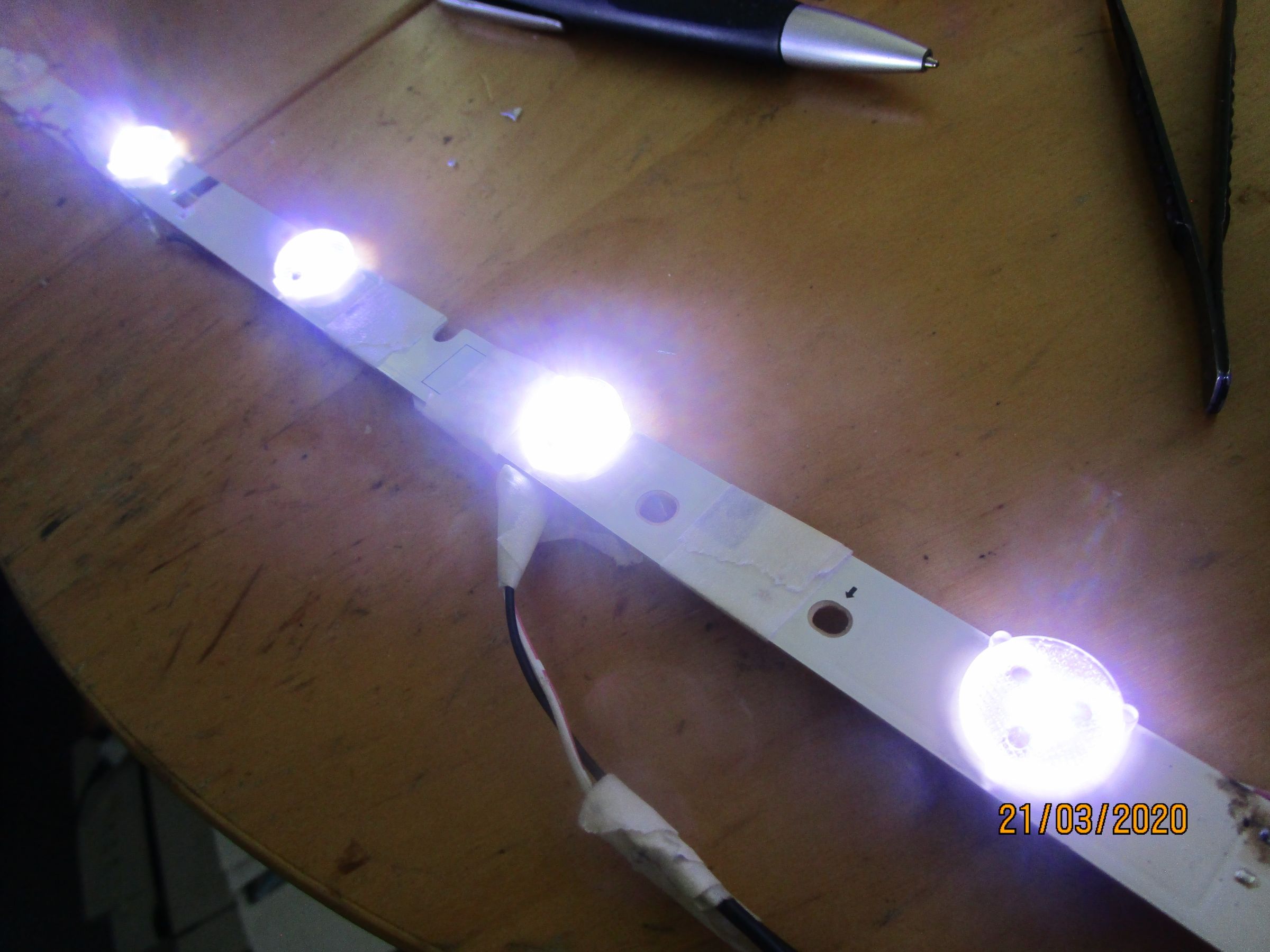 Bias Lighting From TV Backlight Strip : 4 Steps - Instructables