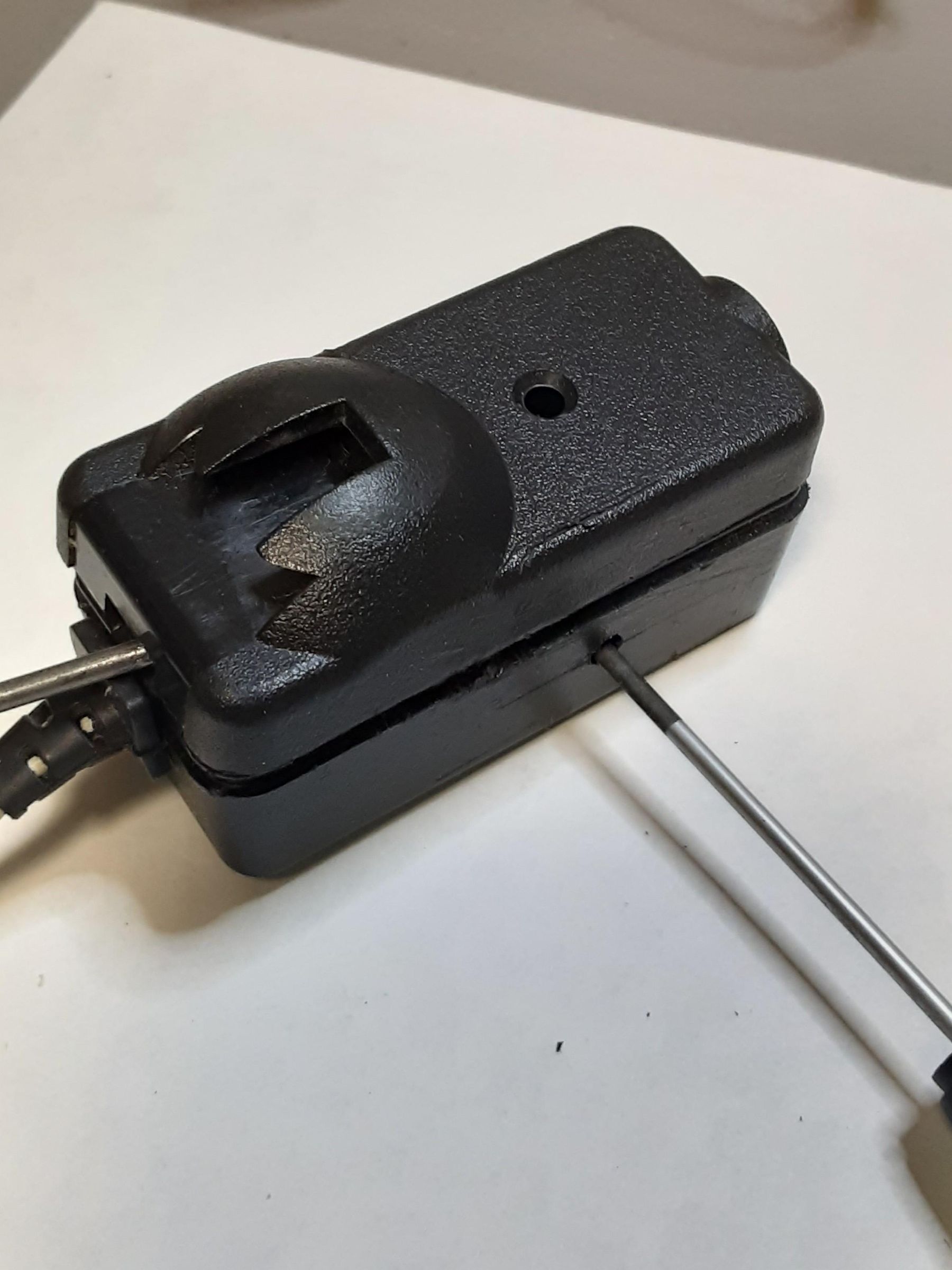 Garage Door Obstruction Sensor Repair : 9 Steps (with Pictures ...