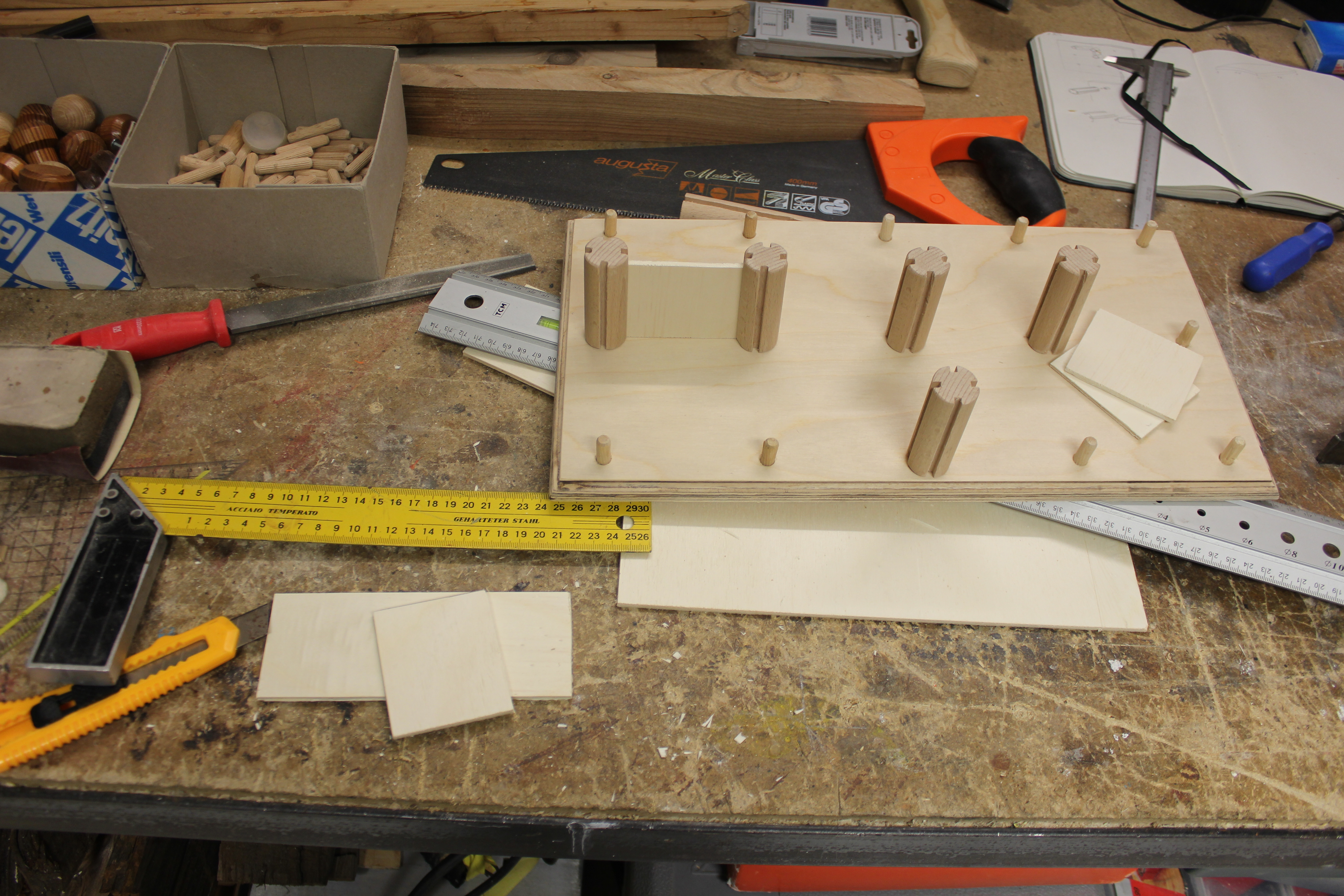 Adjustable Shelf : 4 Steps (with Pictures) - Instructables