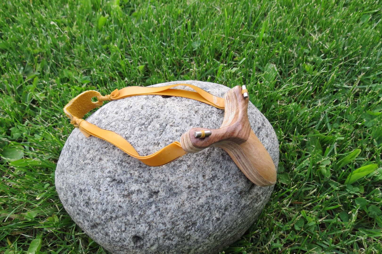 Mini Slingshot - Instructables