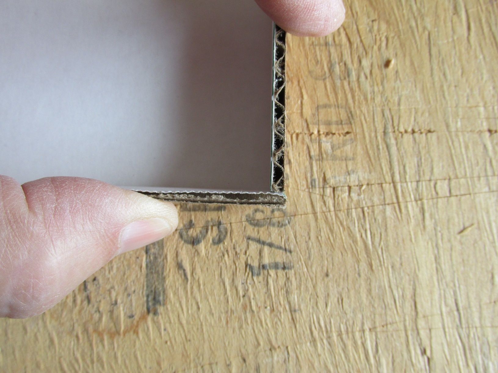 A Compact Disc (CD) Mailer Box : 9 Steps (with Pictures) - Instructables