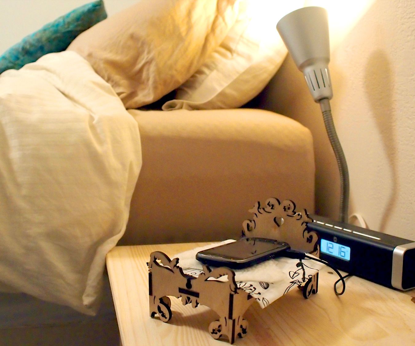 Phone Bed : 6 Steps (with Pictures) - Instructables