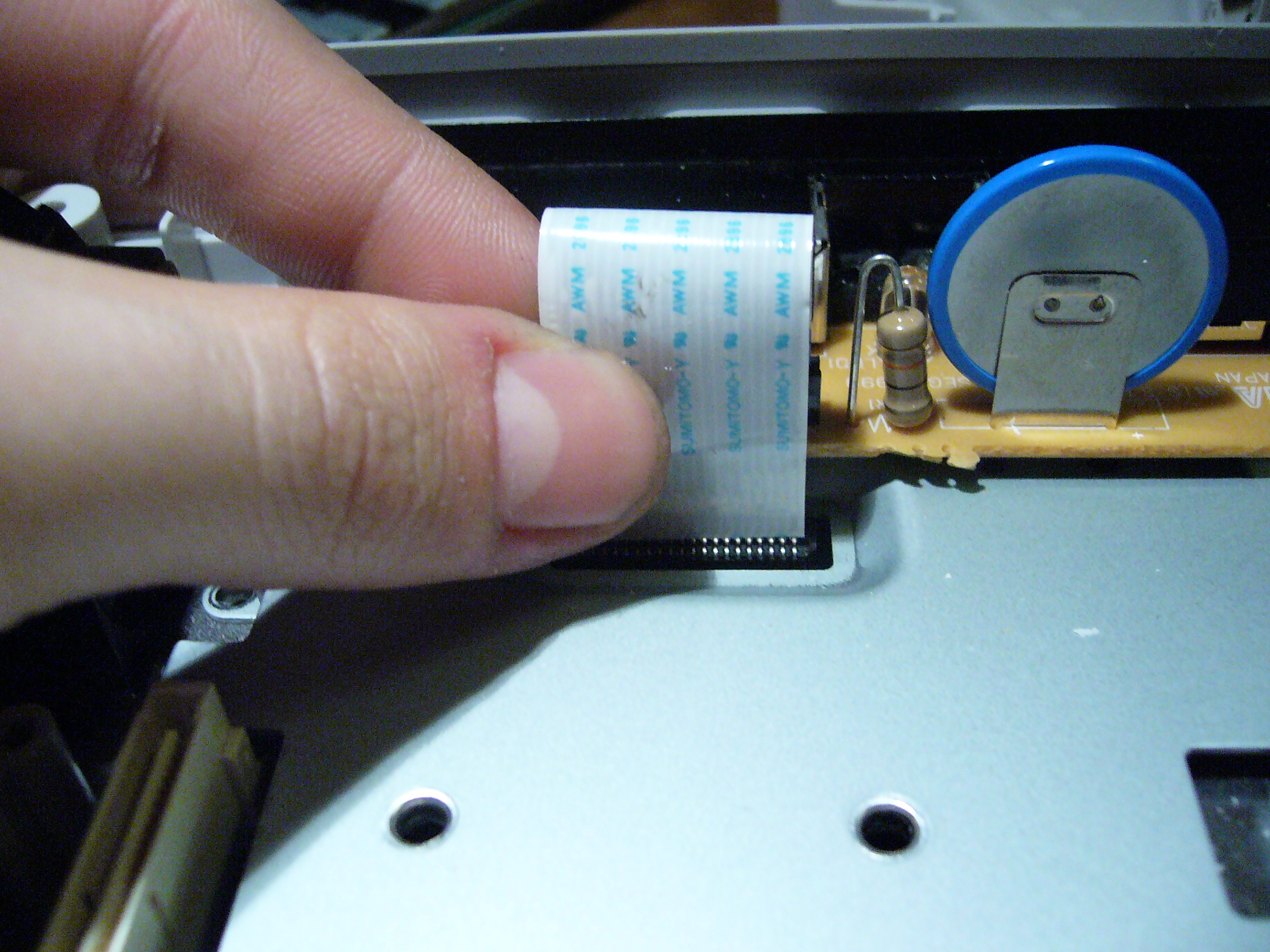 Sega Dreamcast VGA Mod : 10 Steps - Instructables