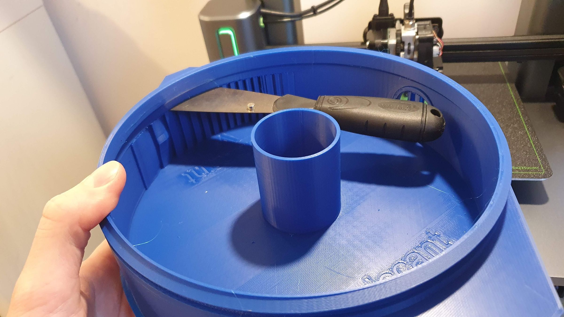 AnkerMake M5 Dry Box Spool Holder : 12 Steps (with Pictures ...