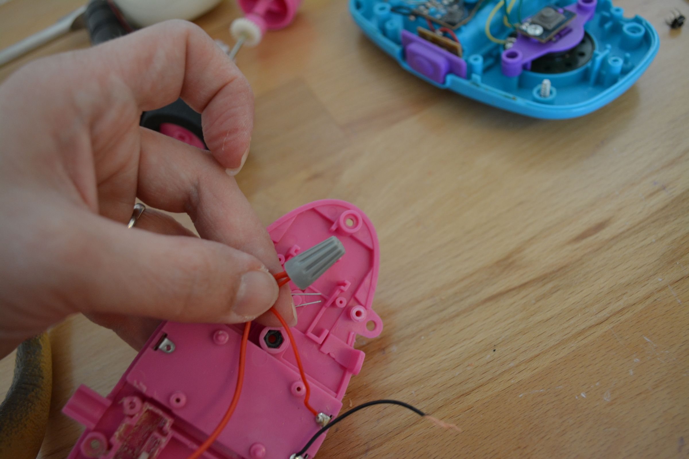 Take Apart and Rebuild Toys : 10 Steps (with Pictures) - Instructables