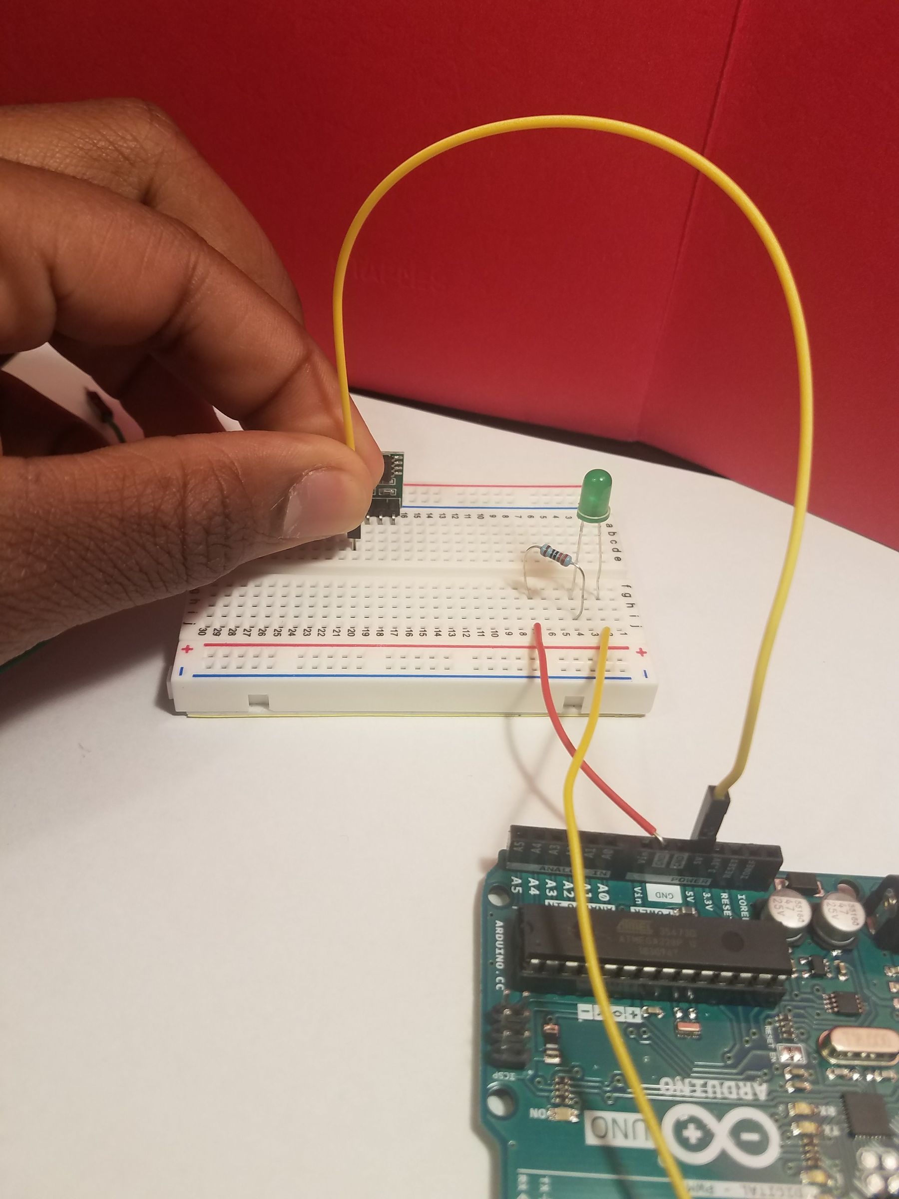 Personal One Way Radio Using Arduino Transmitter and Receiver Modules ...