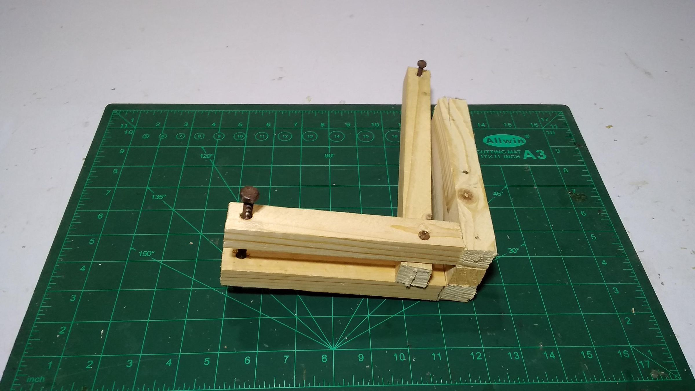 How to Make Wooden Catapult : 5 Steps (with Pictures) - Instructables