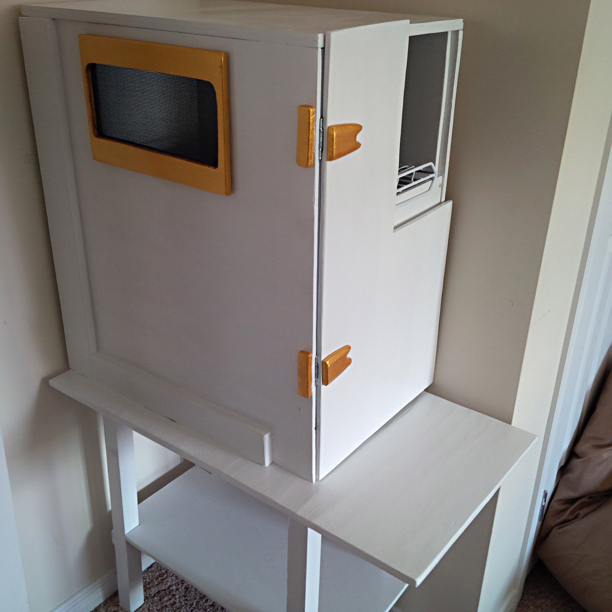 Fancy Feline Facilities : 19 Steps (with Pictures) - Instructables