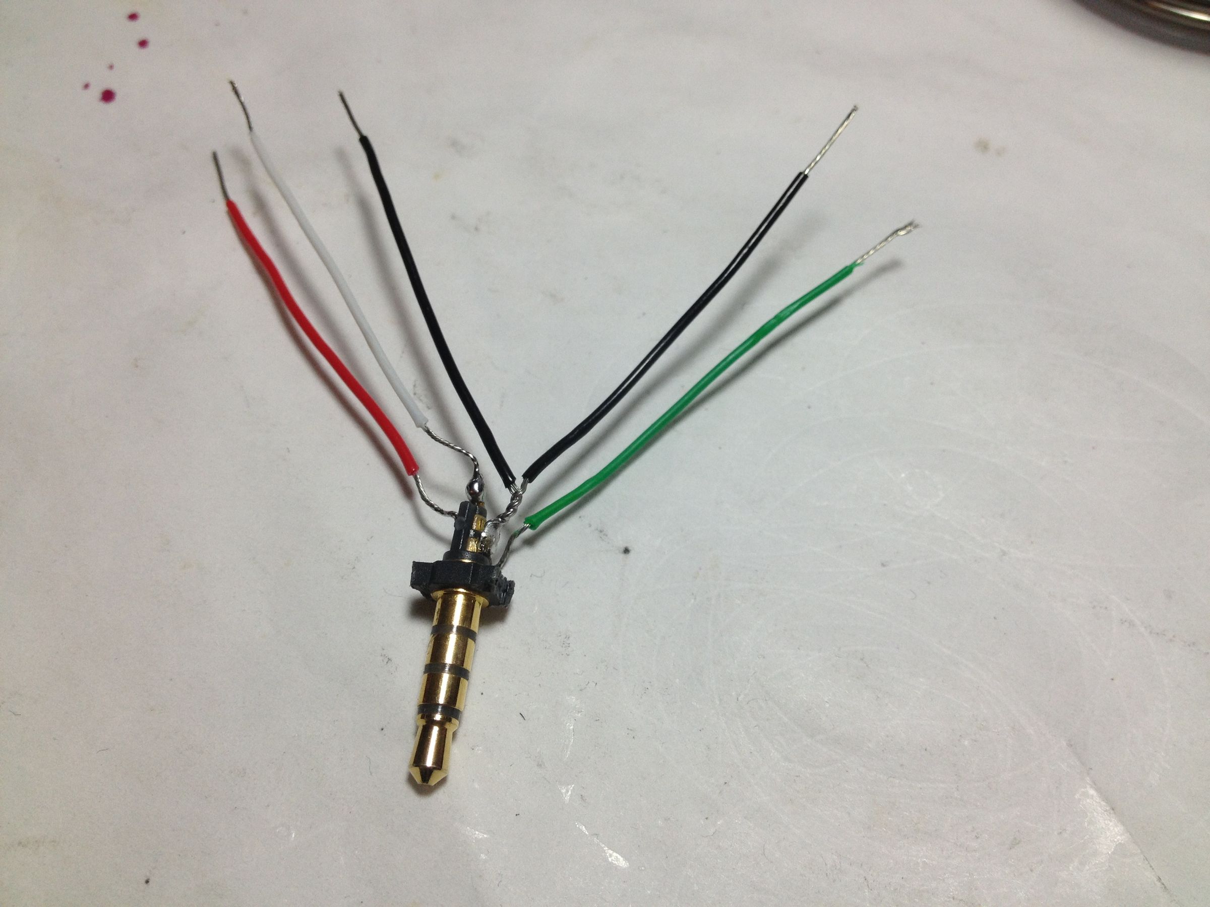 Headphone-Mic Merge Adapter : 4 Steps - Instructables