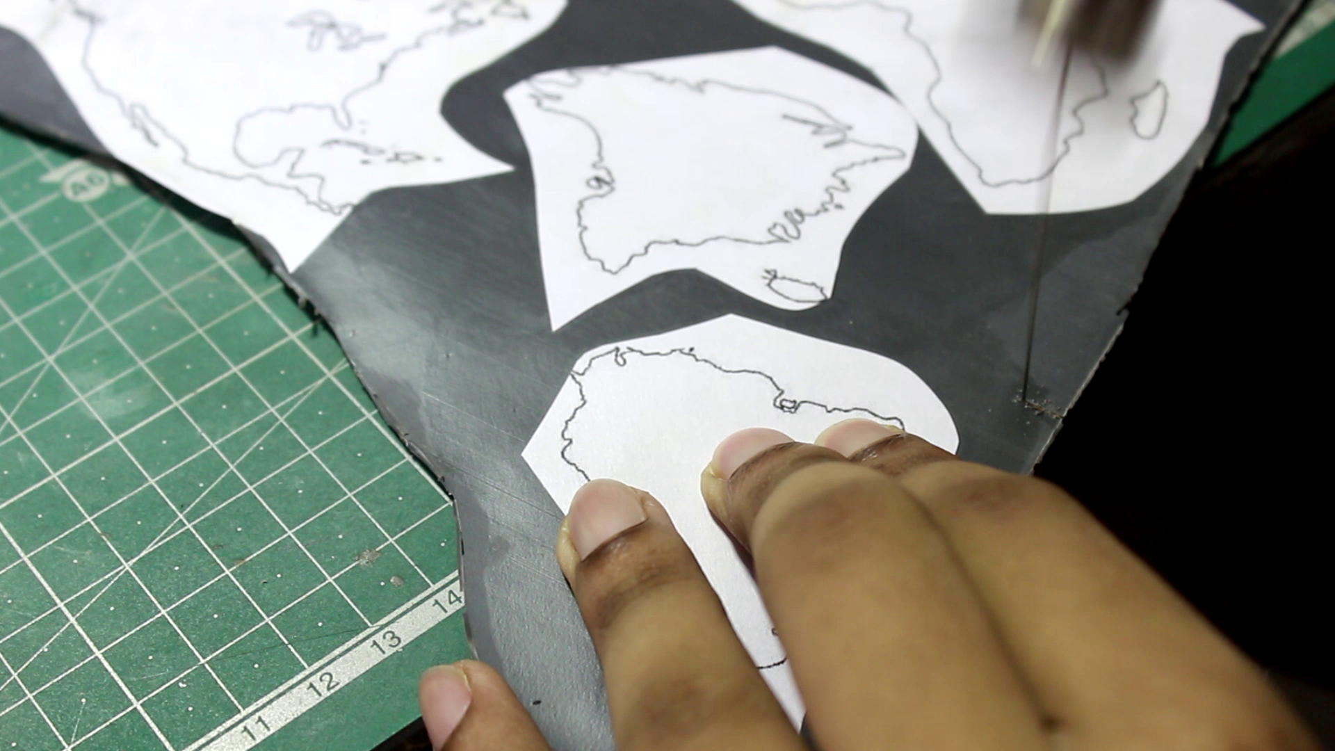 Backlit World Map From an Old PVC Pipe : 15 Steps (with Pictures ...