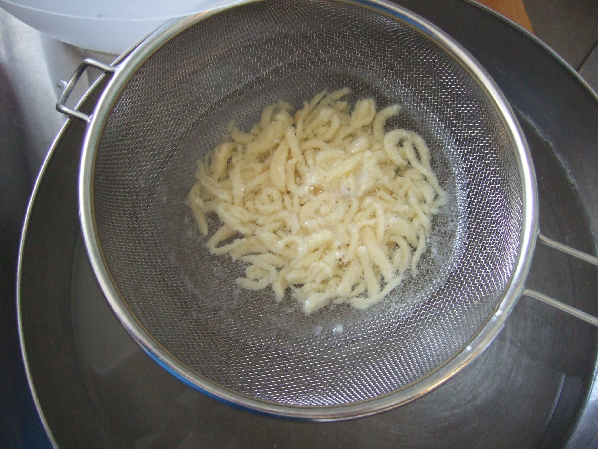 Three Ways to Make Spaetzle : 8 Steps (with Pictures) - Instructables