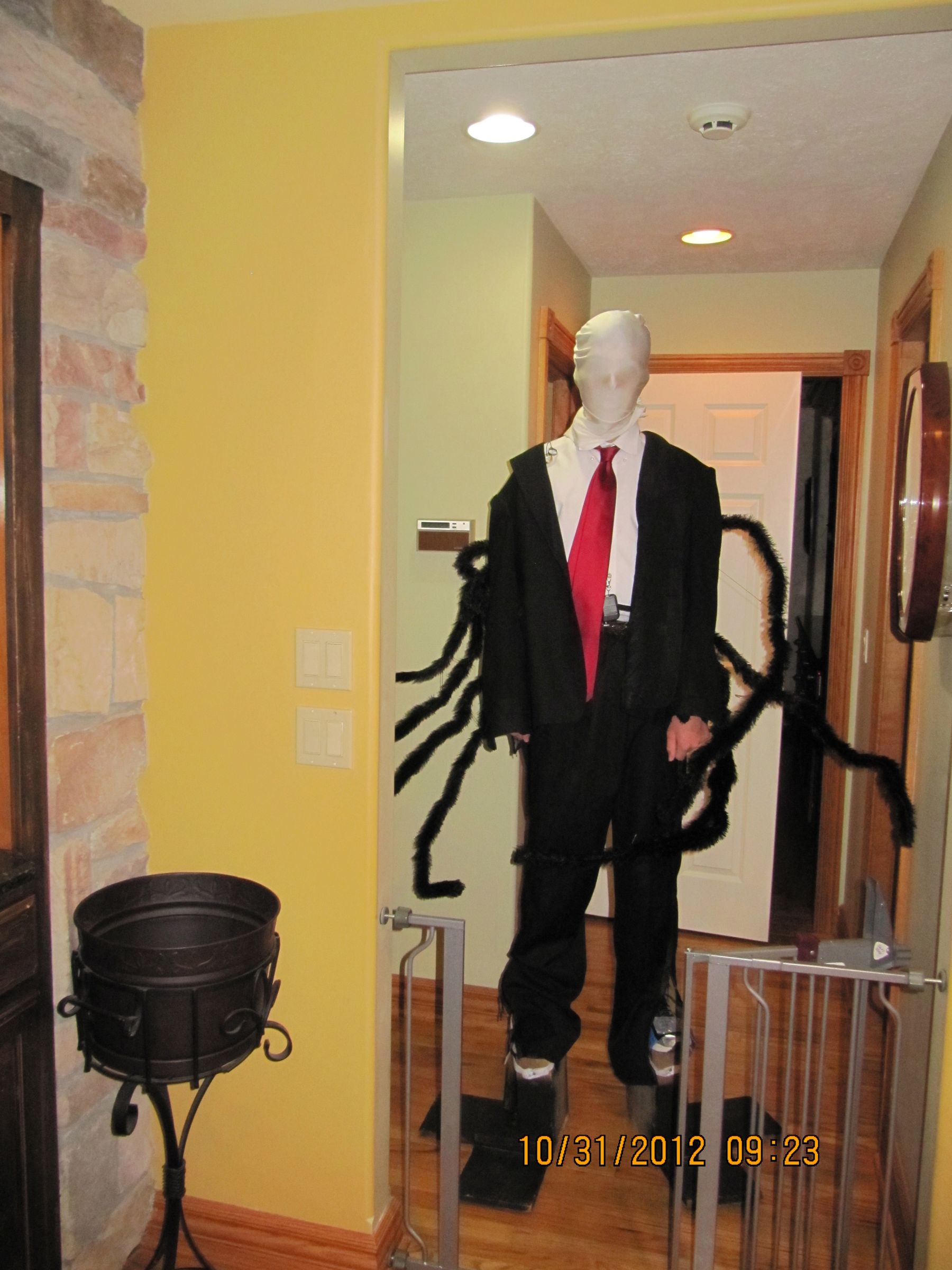 Awesome Slender Man Costume